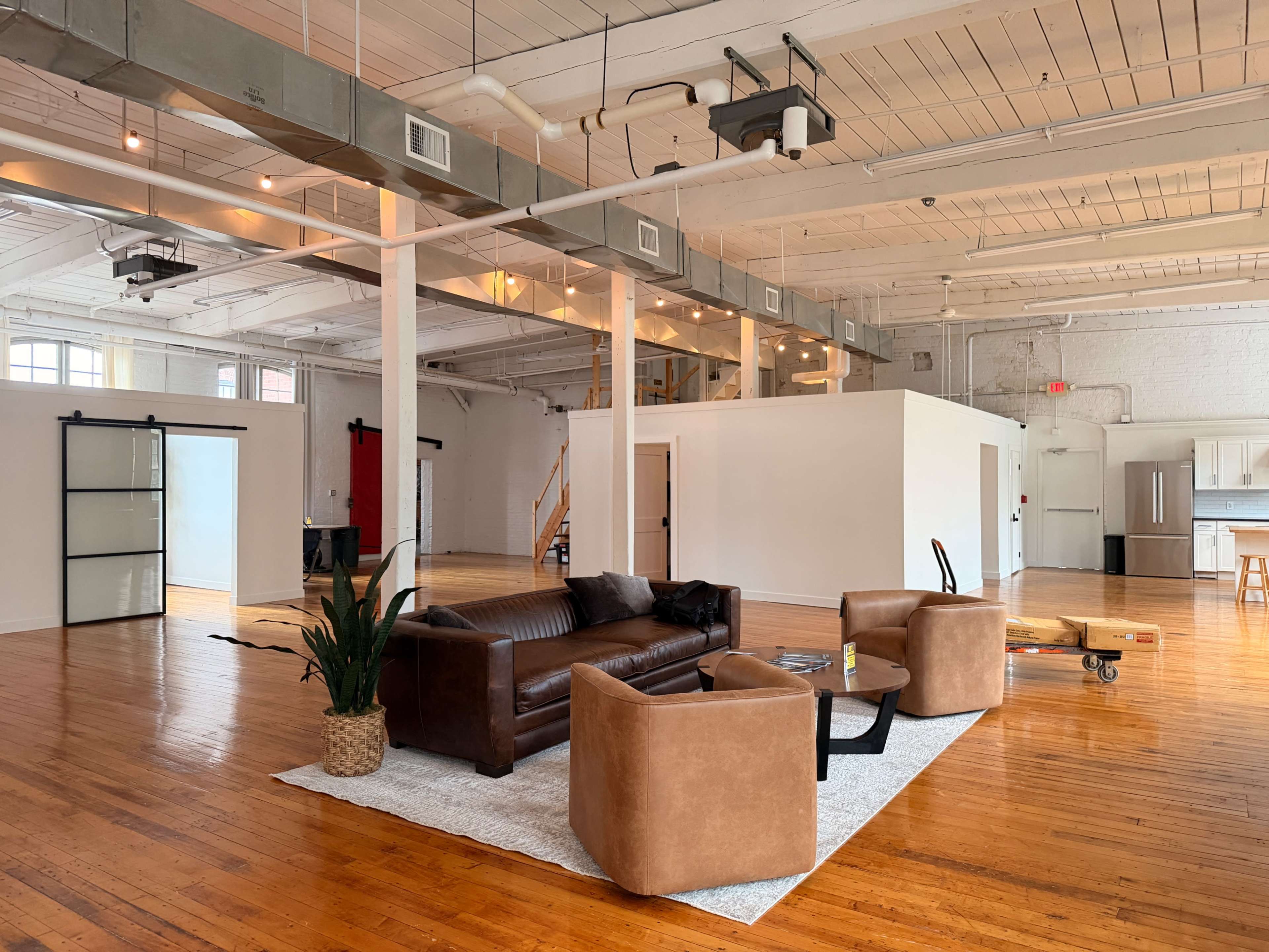 Kick it Studio | Suburban Creative Loft Studio With Kitchen & Private ...