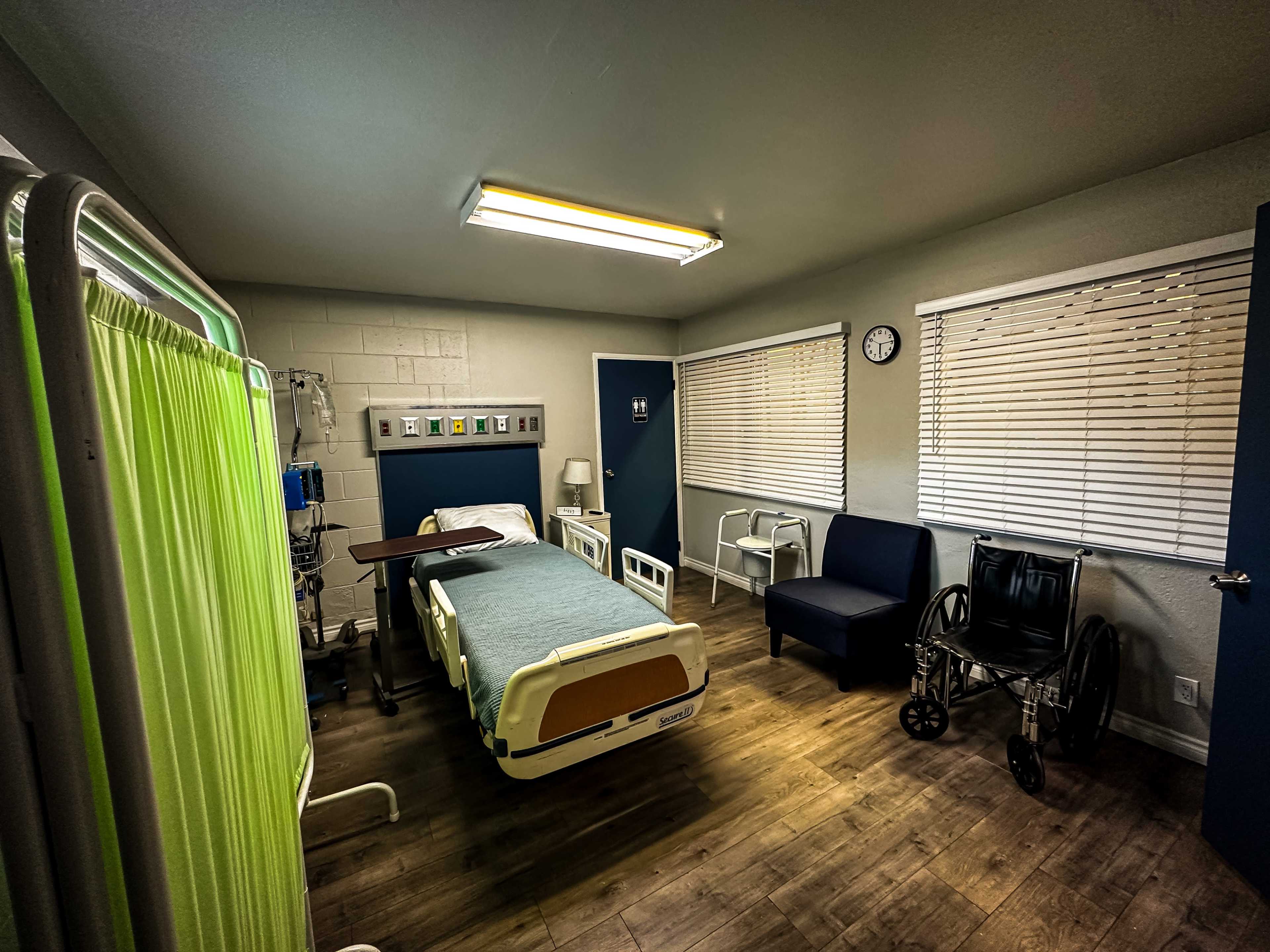 Beautiful hospital set with hallway and other sets, Van Nuys, CA ...