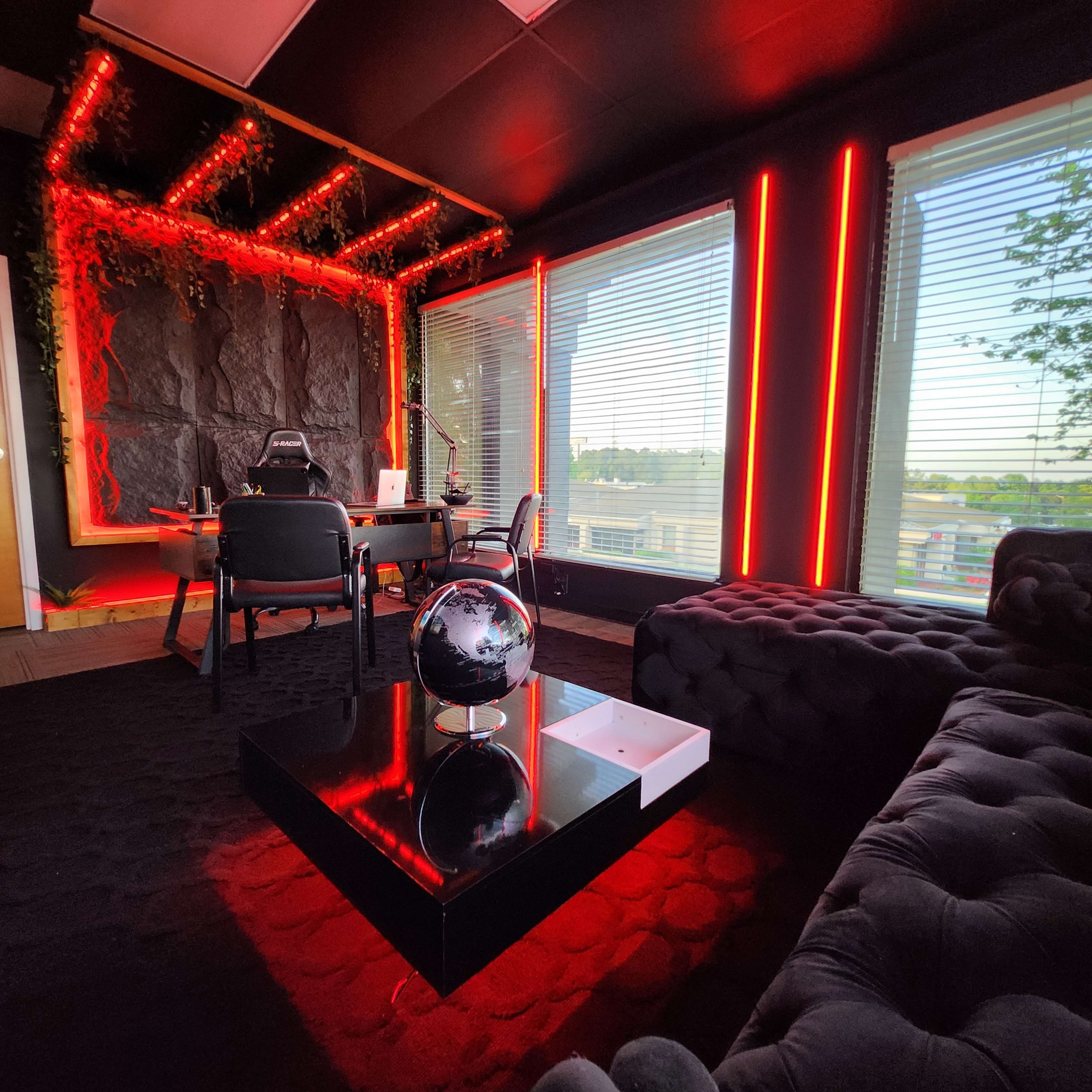 Ambiance Studios | Modern Office with Dedicated Production Room and ...