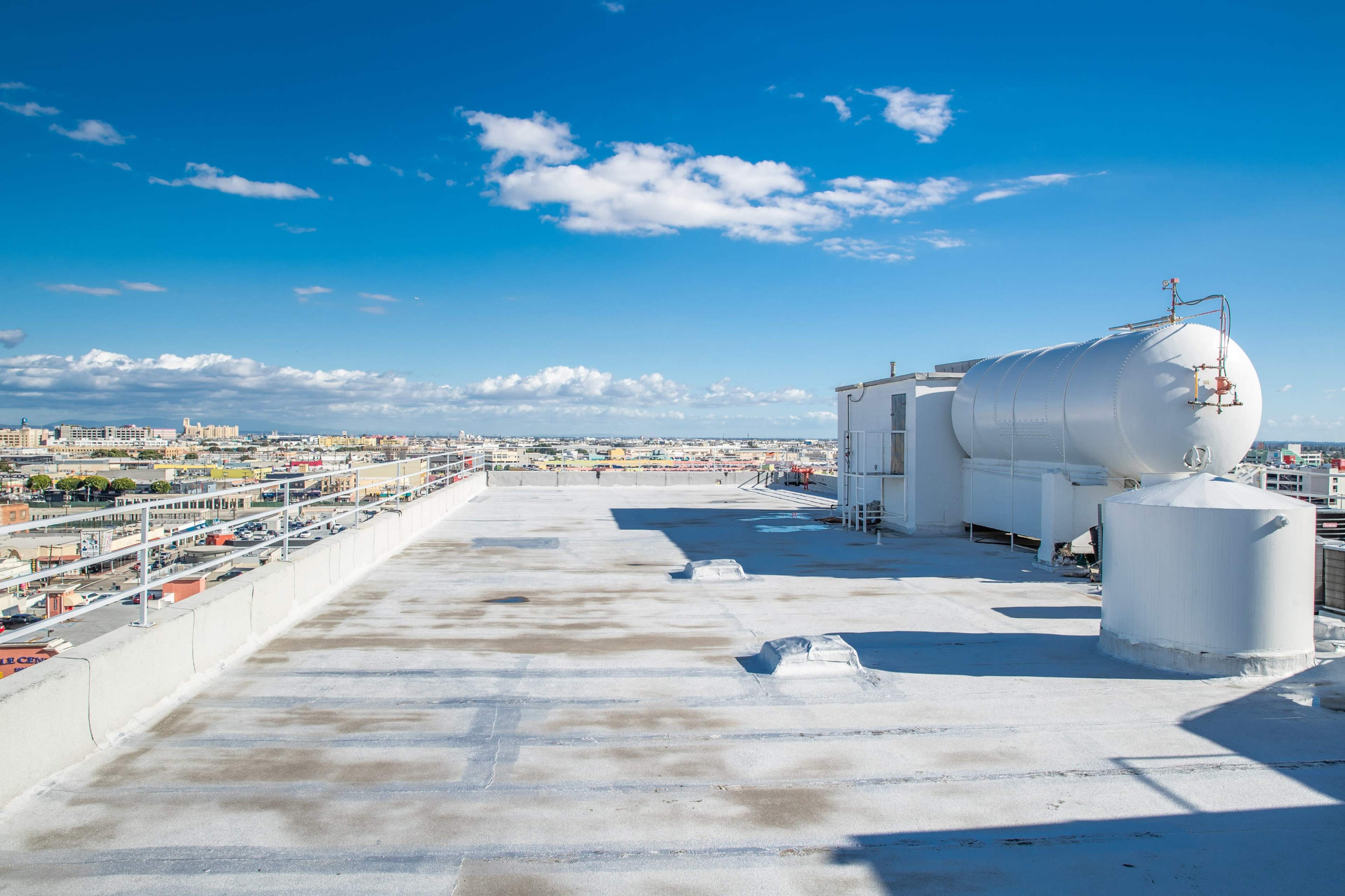 Moveable Cyc w/ DTLA Skyline Views | Rooftop A, Los Angeles, CA ...