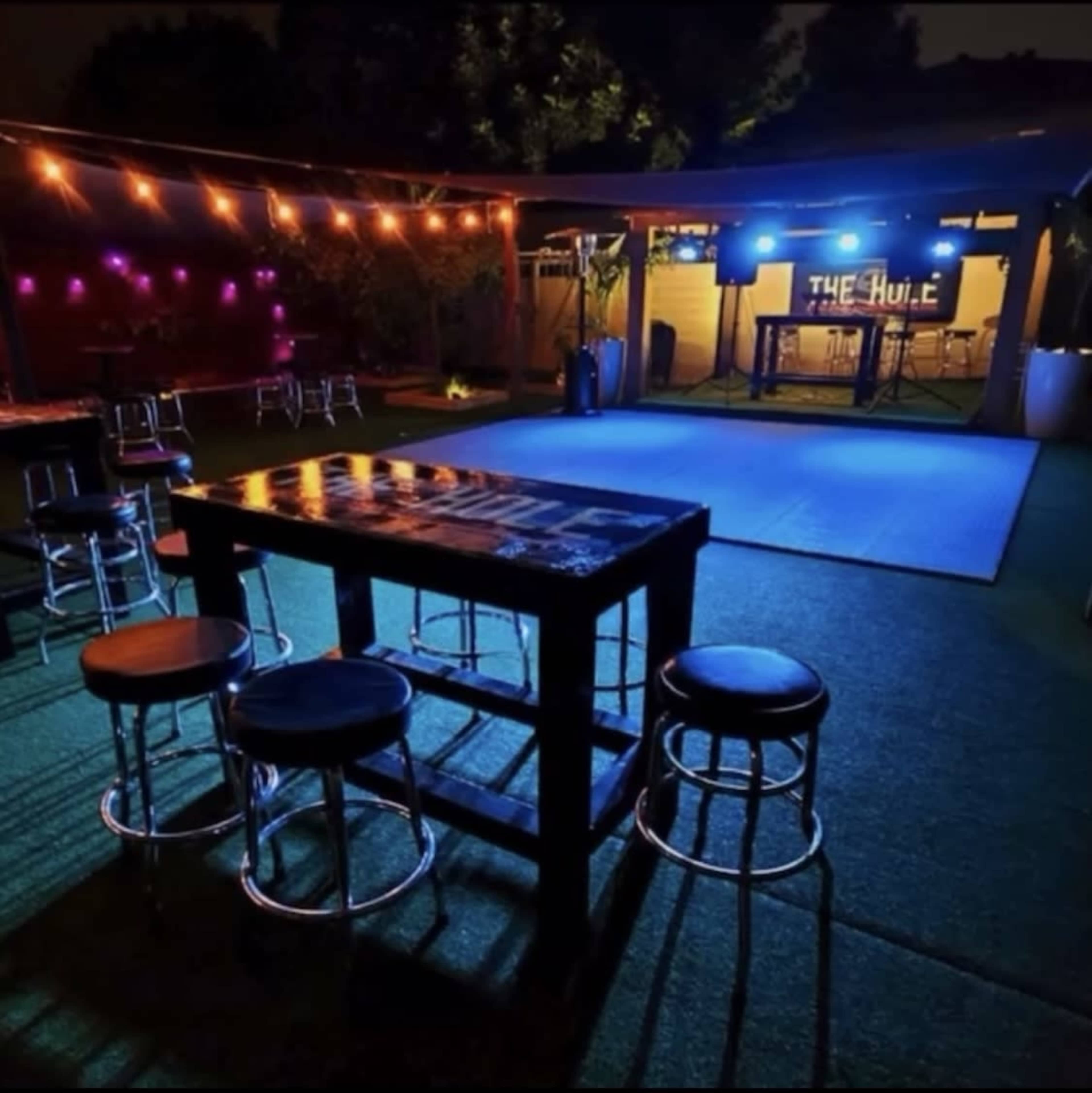 Starlight Commons | Outdoor multi-use lounge/performance area for day ...