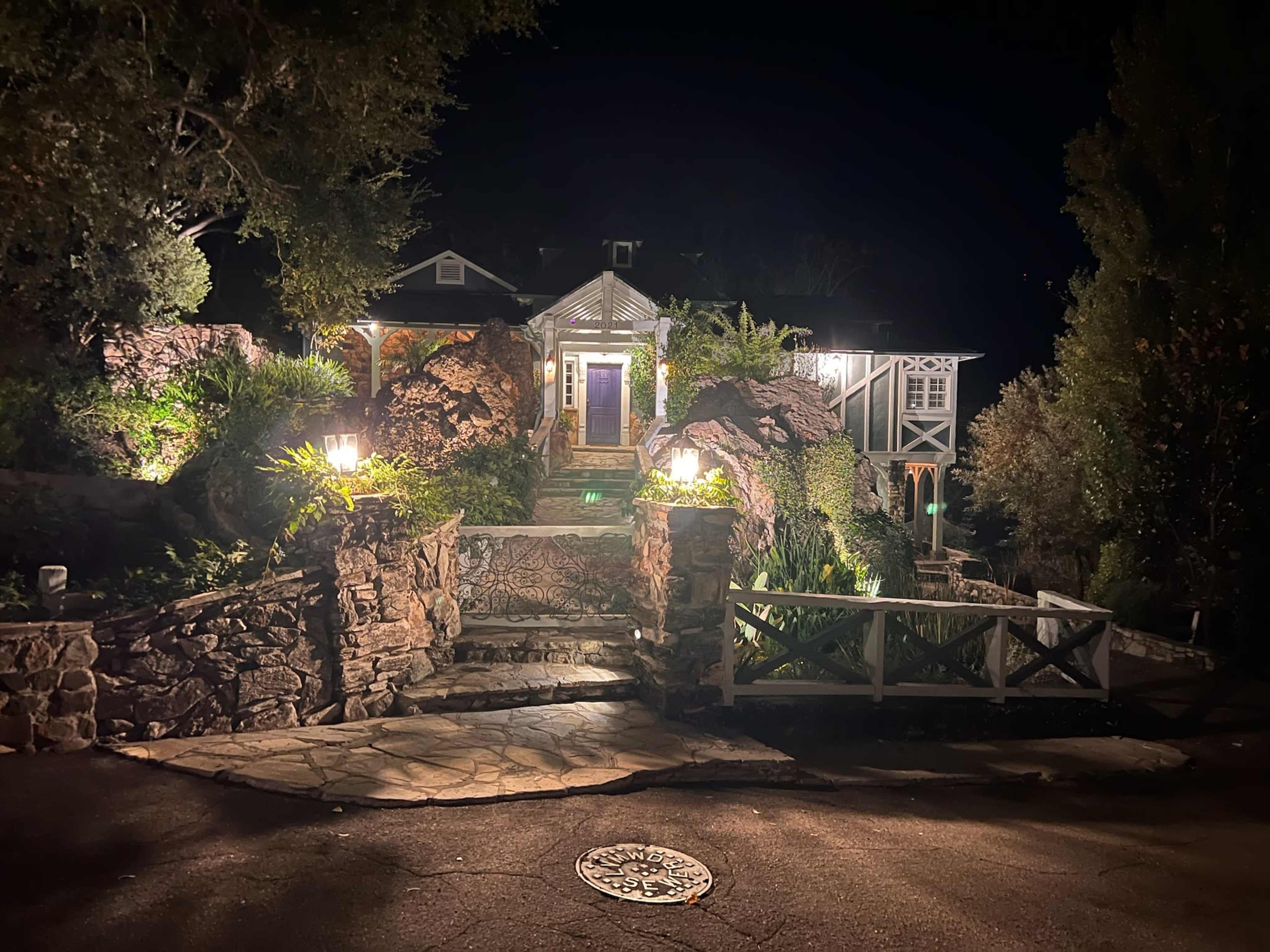 European Style Lake House with large rustic garden, boat and dock ...