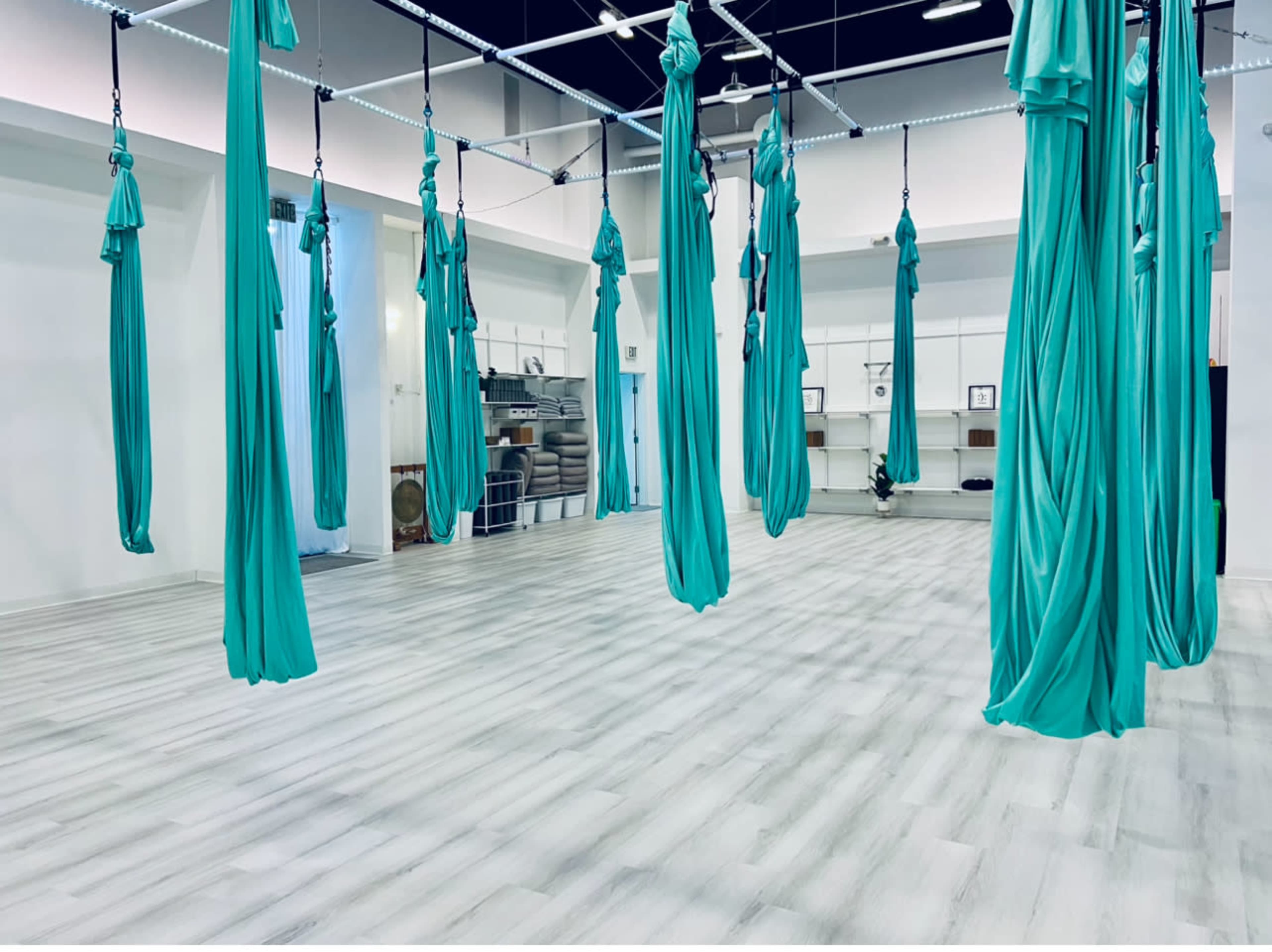 High Ceilings open space, fitness, dance, Yoga and Aerial Studio ...