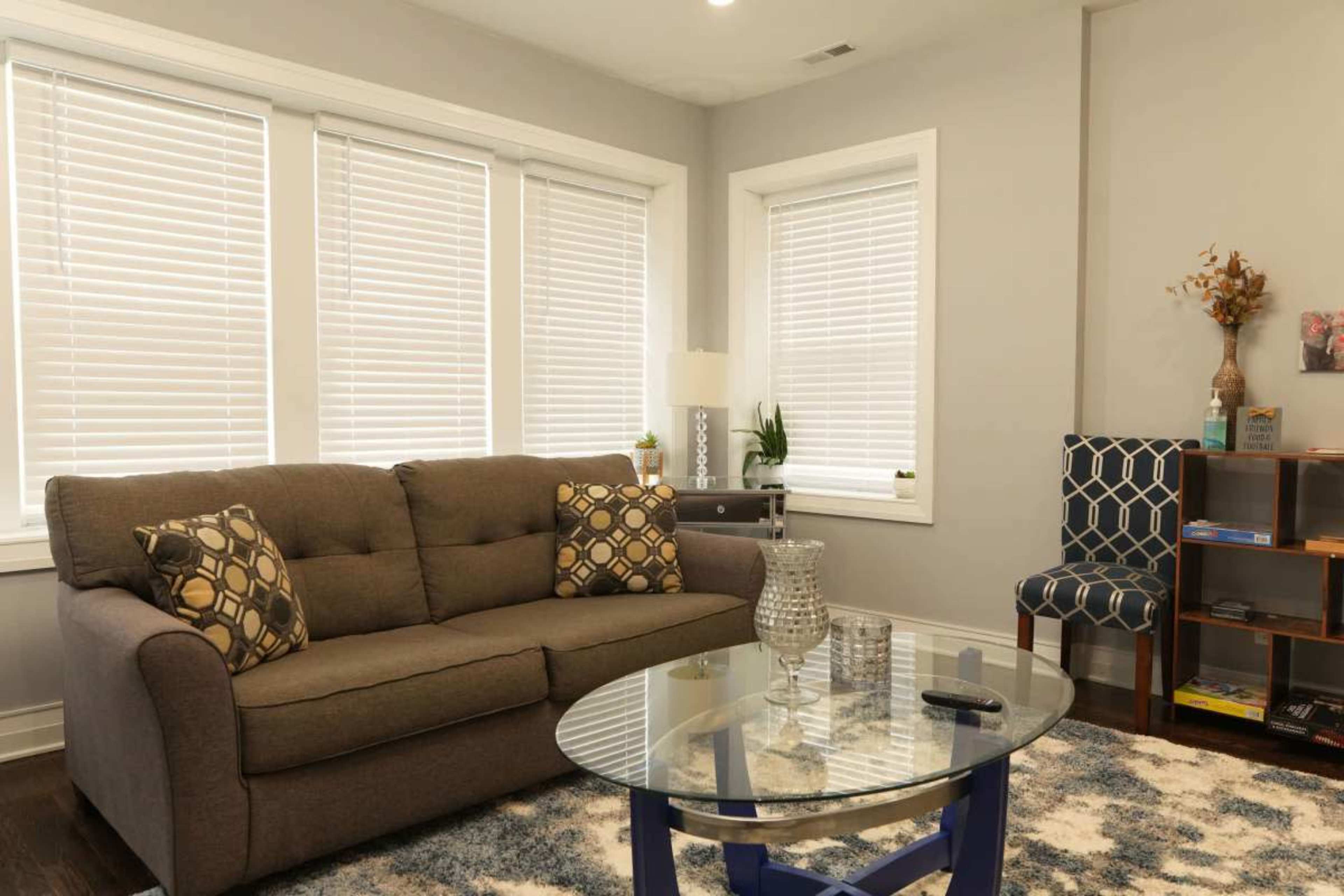 BlueZone Creatives | Chicago Chic Southside Gem, Chicago, IL ...