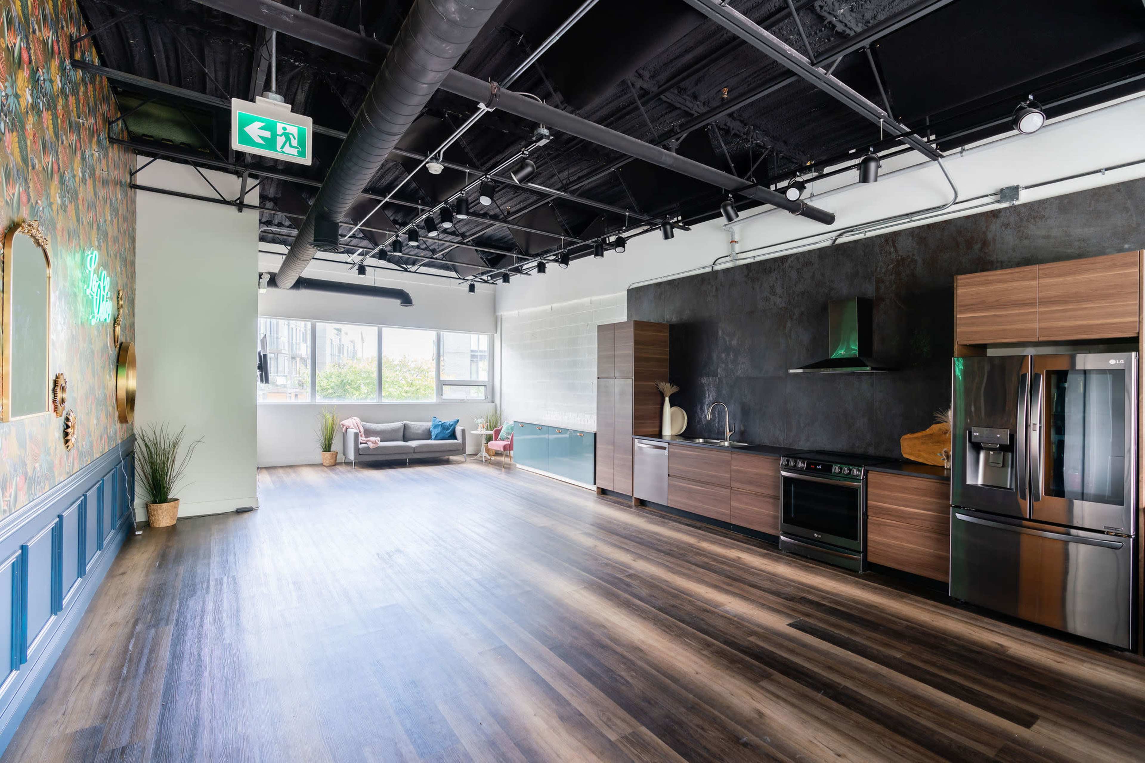 Commercial & Loft Culinary Studios, TORONTO | Production | Peerspace