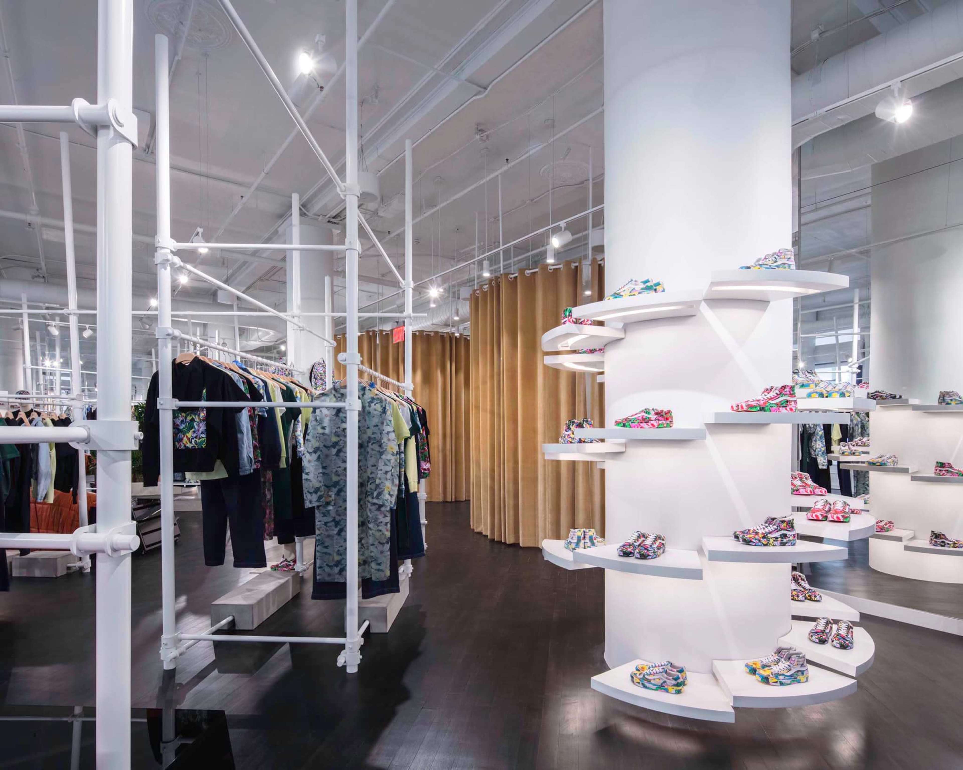 Corner Retail Store in the Heart of SOHO, New York, NY | Production ...