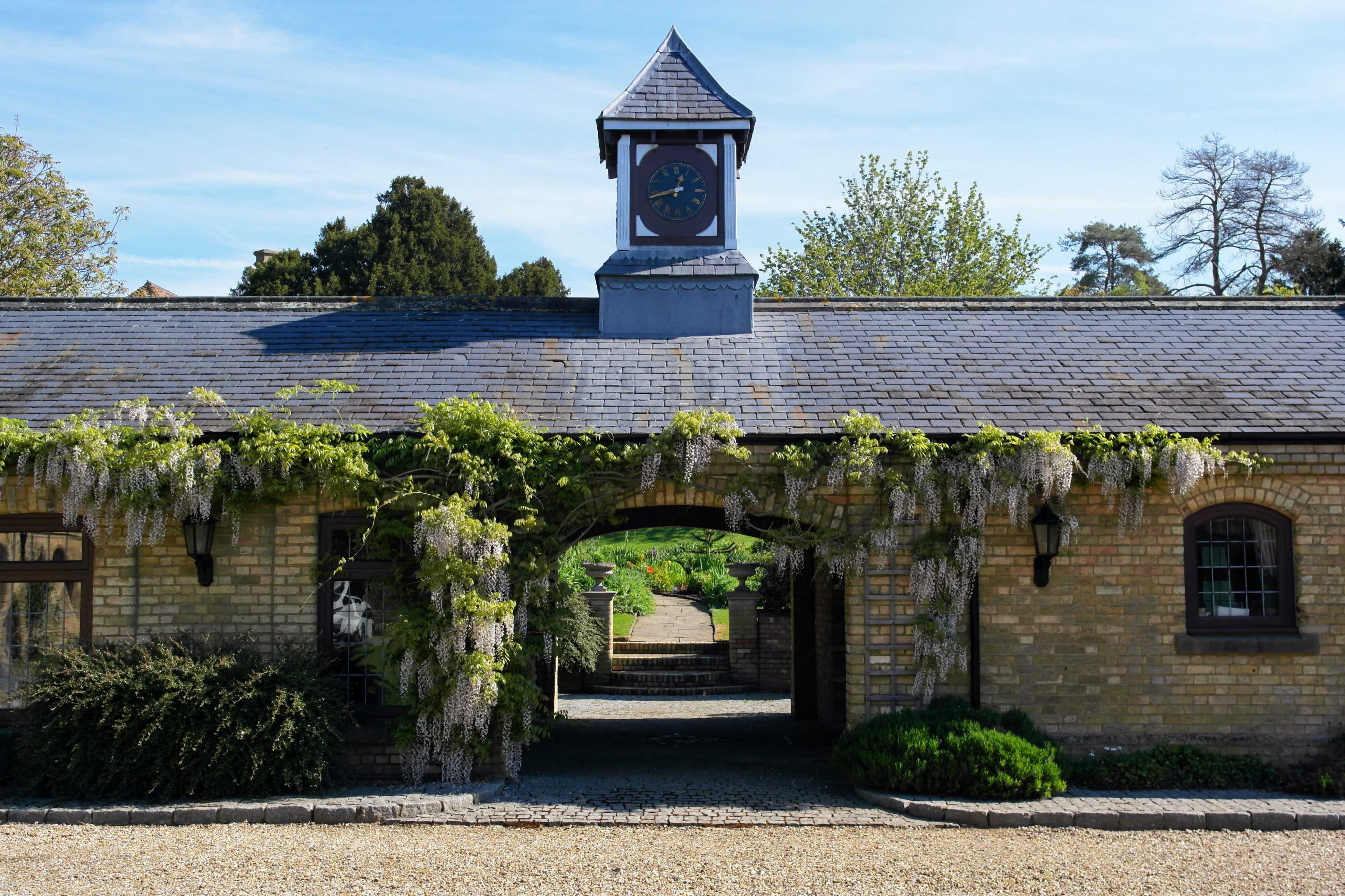 The Shoot room at Cainhoe Manor, Gravenhurst | Event | Peerspace