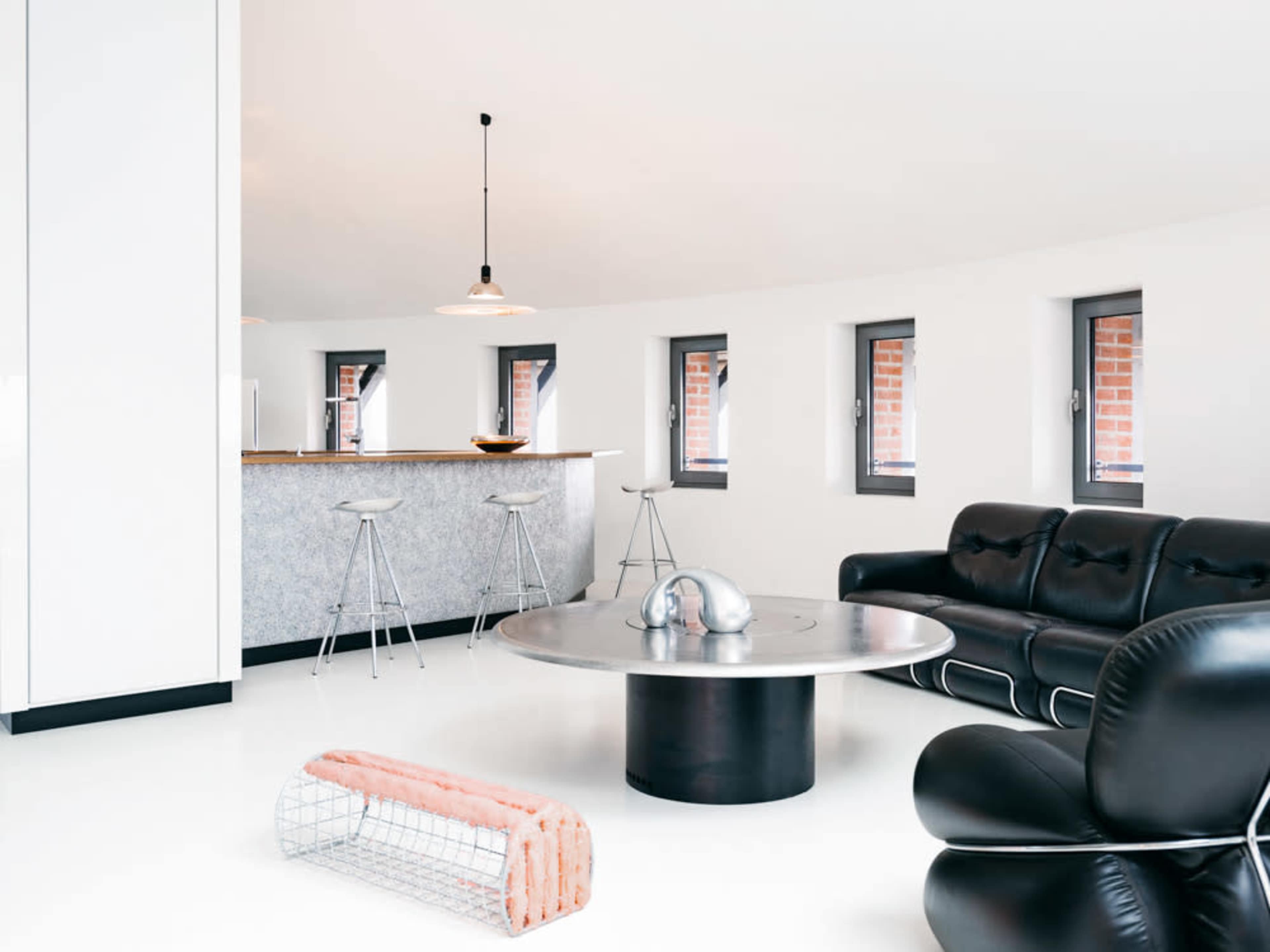 Cosmic Chic Penthouse mit Blick auf die Skyline, Berlin | Production ...