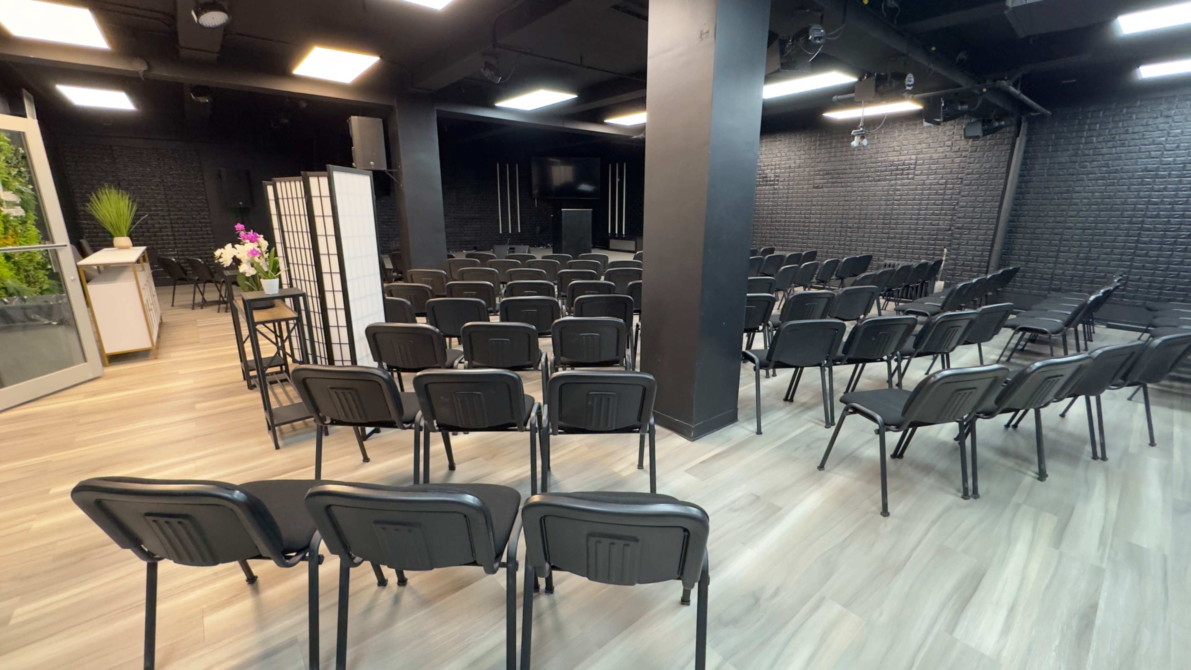 Conference and Training Room, New York, NY | Off-Site | Peerspace