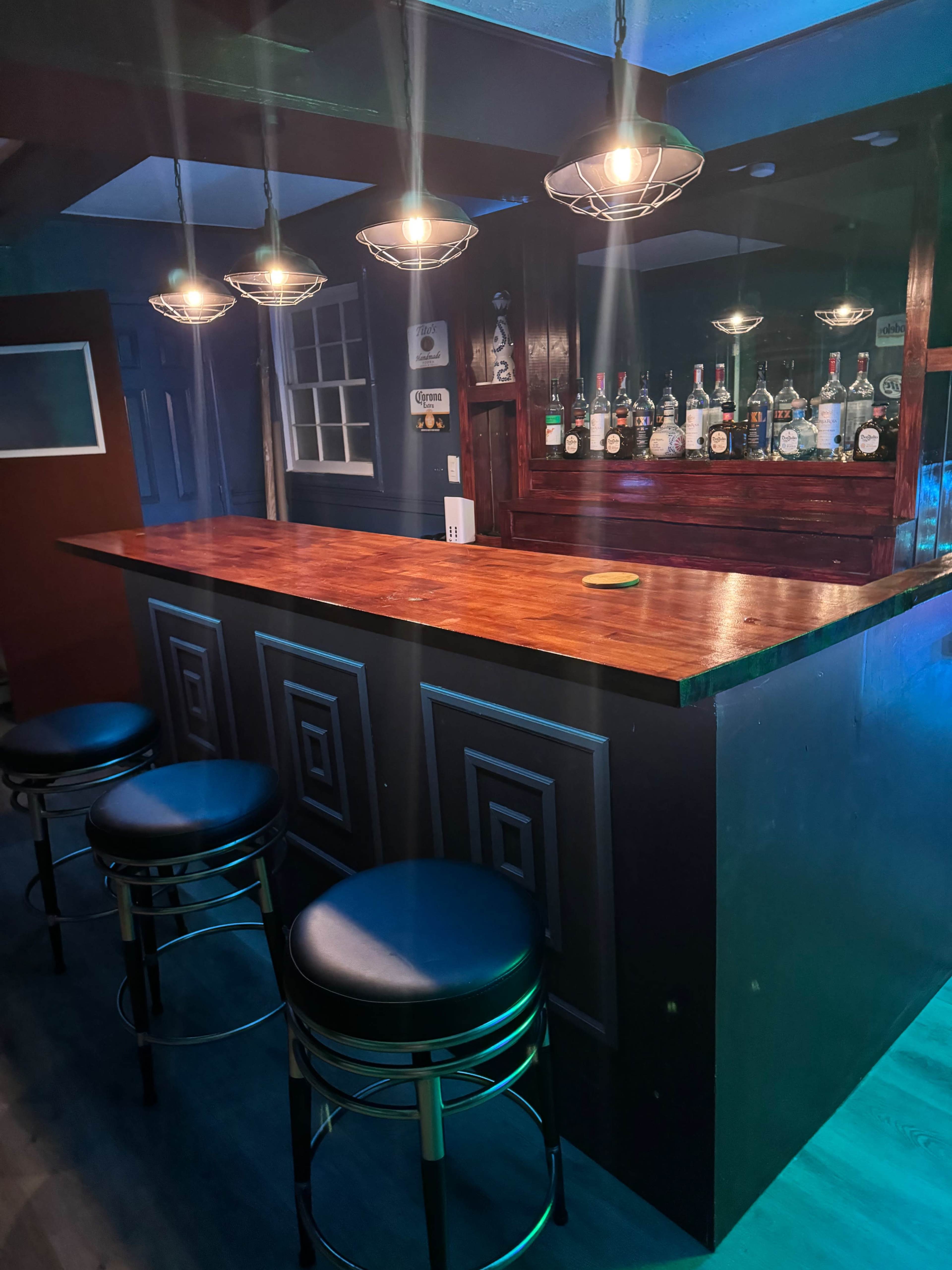 Bar for productions and events, decatur, GA | Event | Peerspace