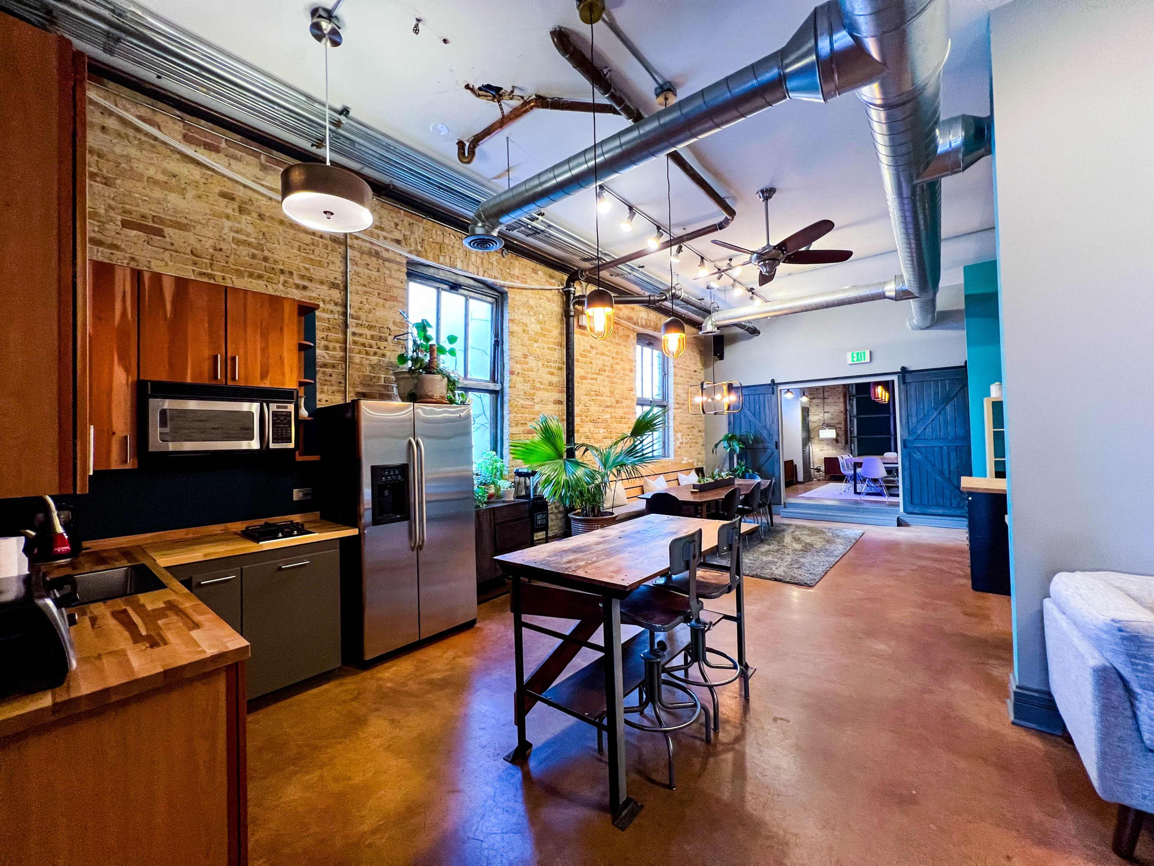 Art-Filled, Vintage Wicker Park Bucktown Venue, Chicago, IL | Off-Site ...