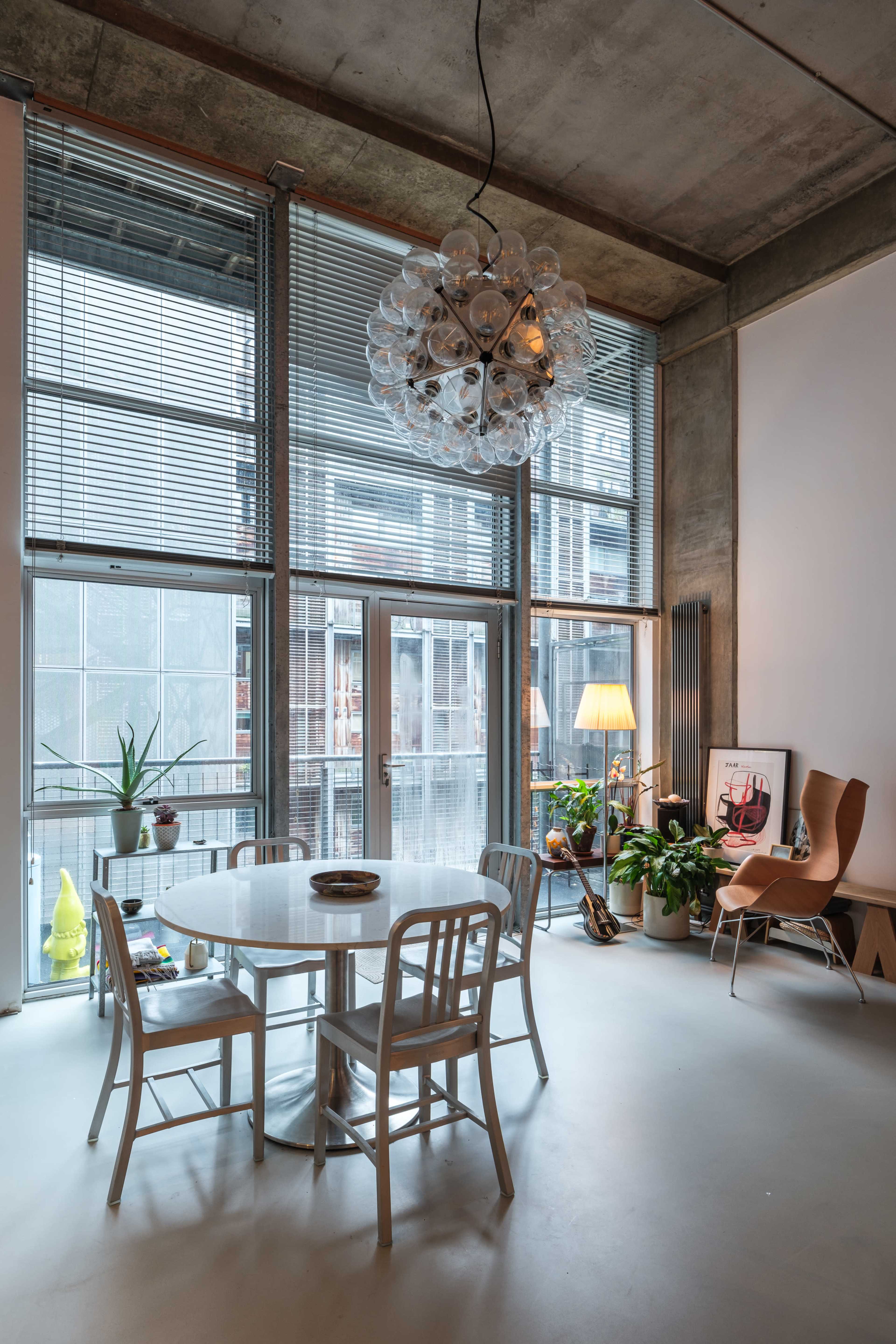 Modern and minimalist East London duplex with natural light, London ...