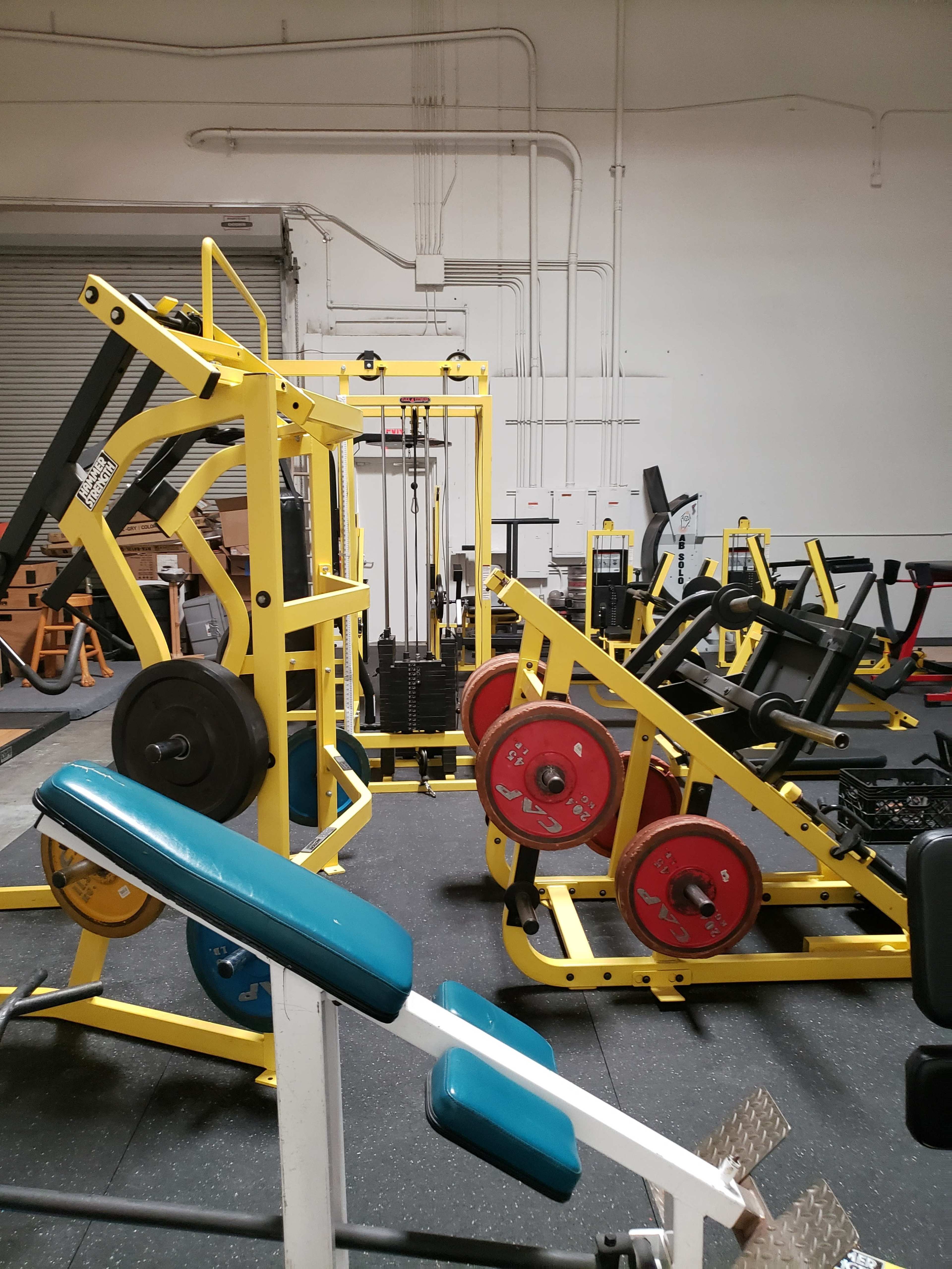 4000 sq ft Private Gym with great equipment for photo, film and events ...