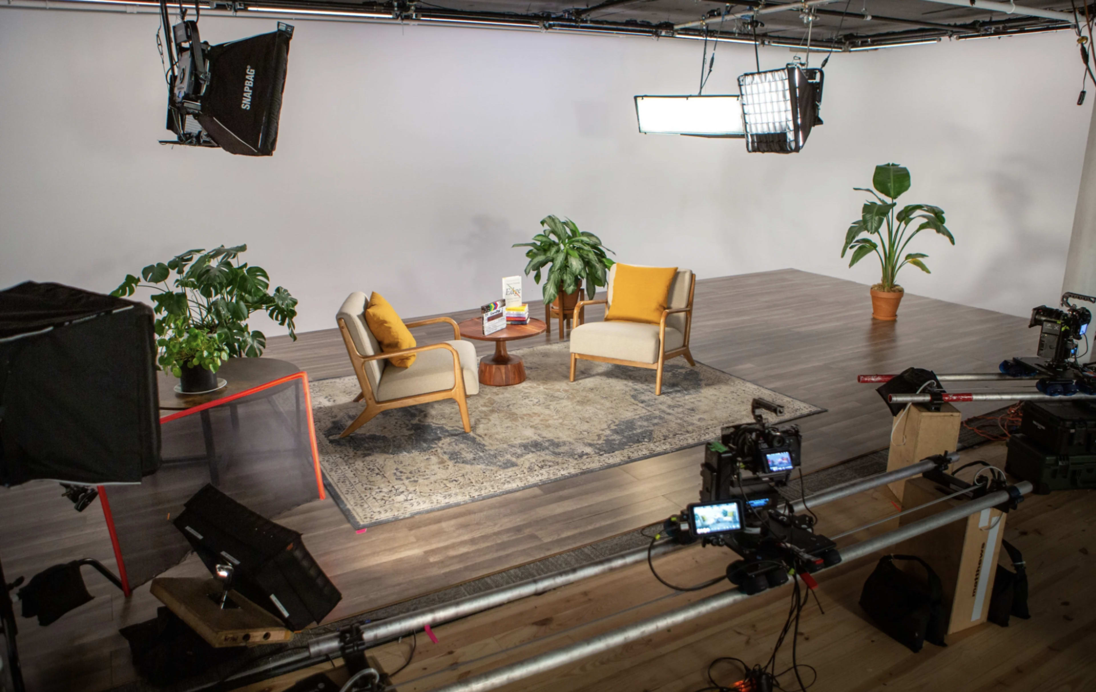 Photo/Video Cyc' Stage in Chelsea, NY, New York, NY | Production ...