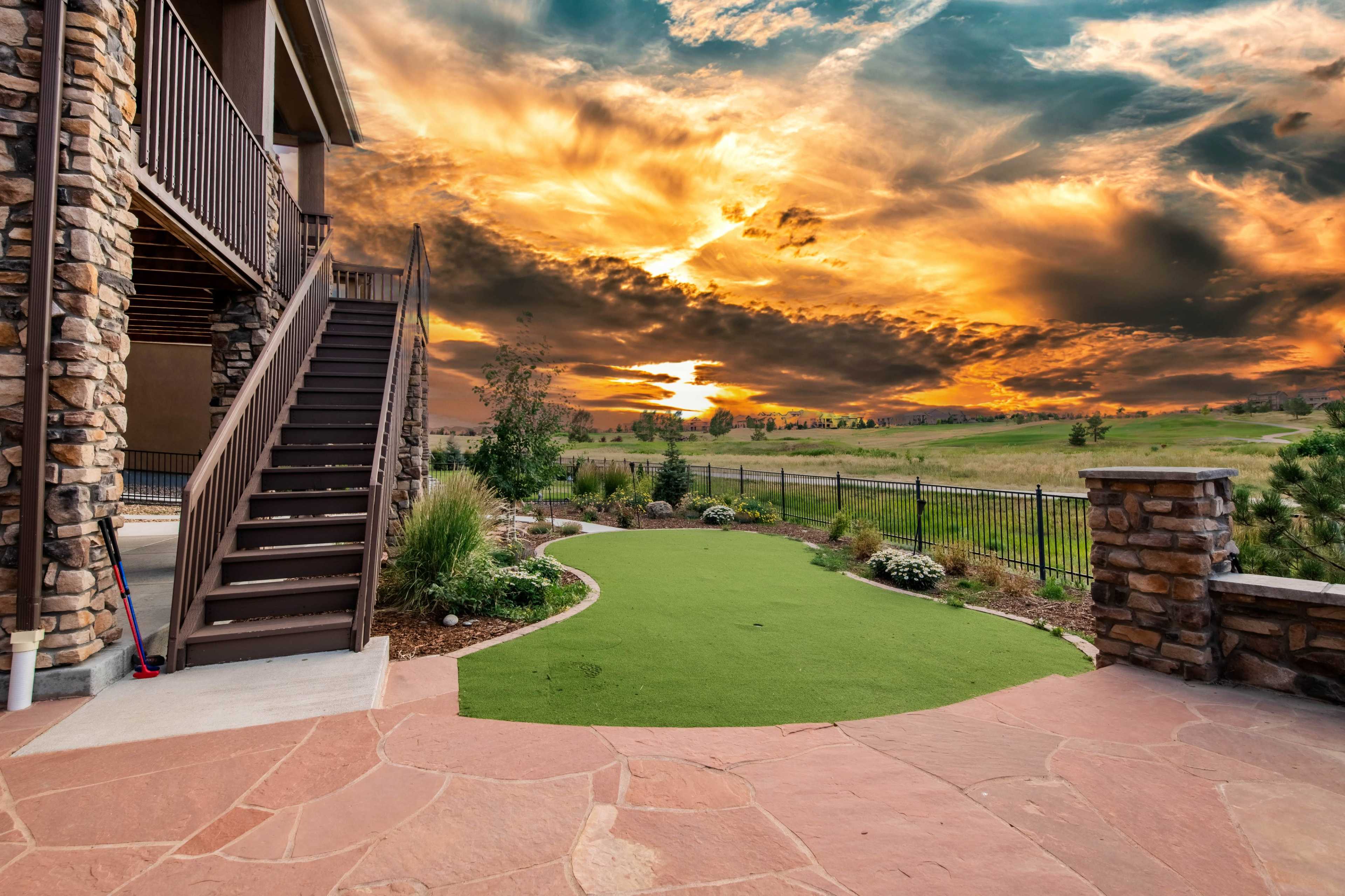 Curated Modern Contemporary Golf Course 6,500 sqft. mansion vacation ...