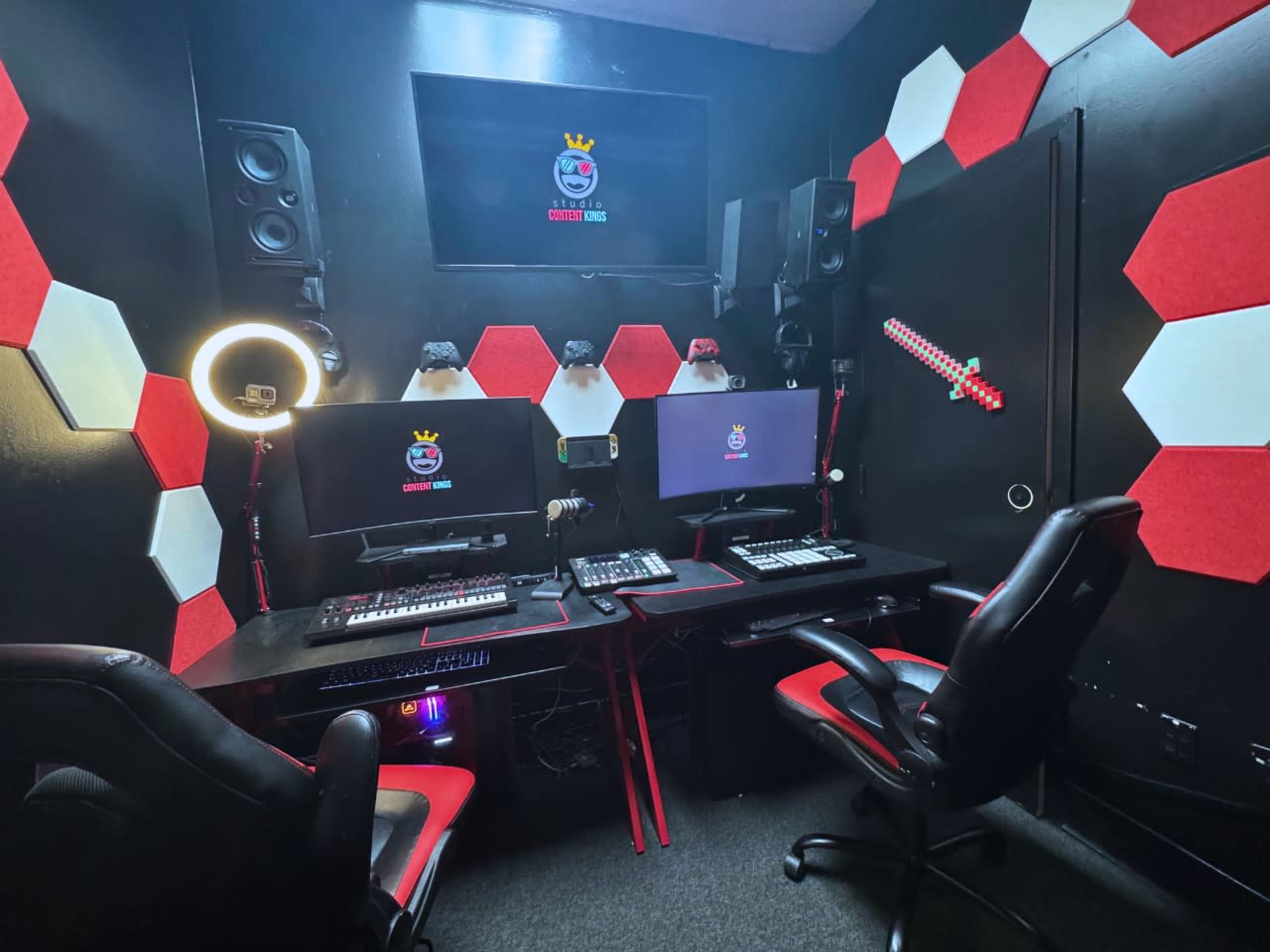 Gaming, Live Streaming, & Mobile Podcasting Studio | Music Production ...