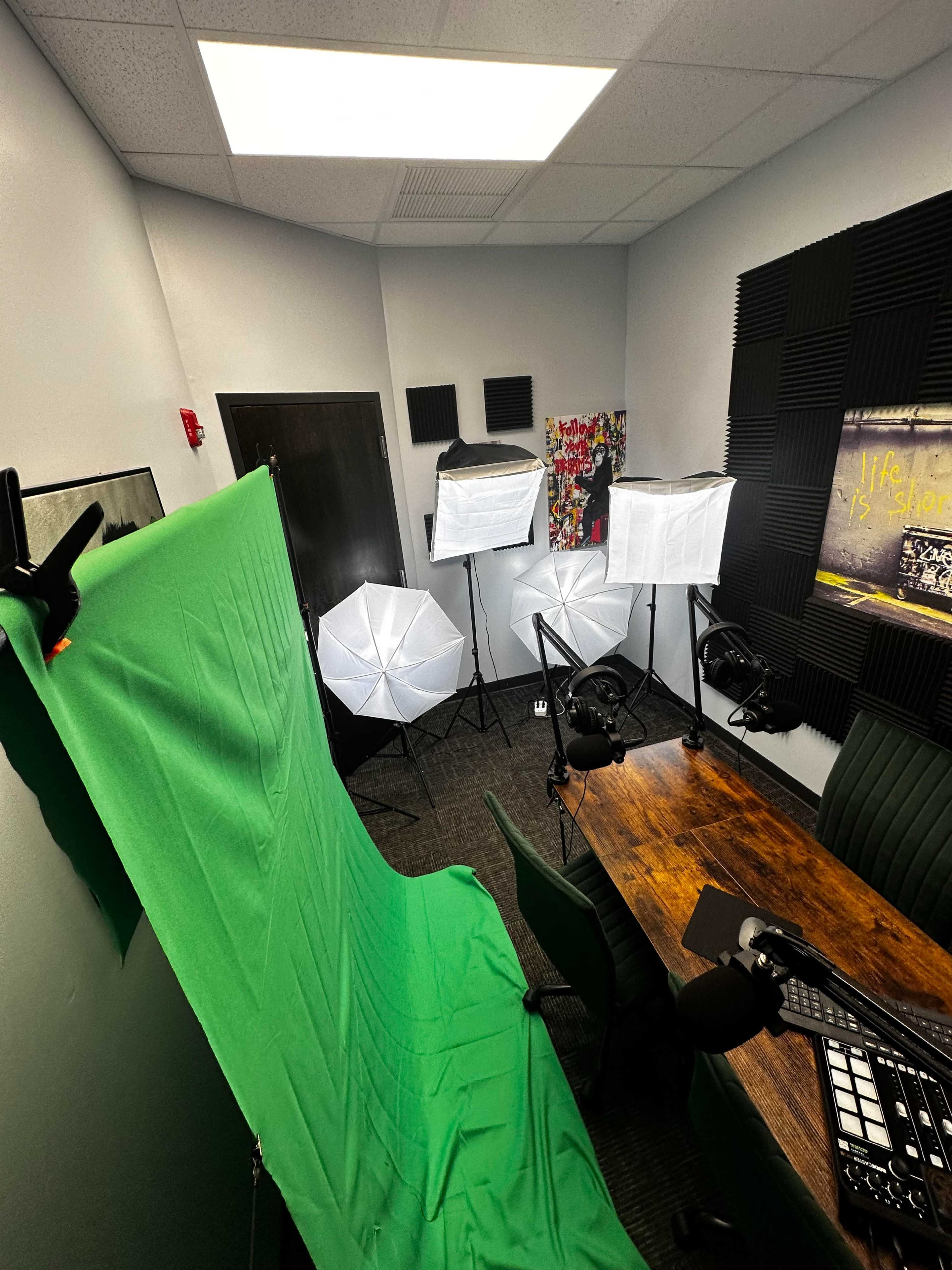 Coworkers Zone | Podcast Room in Orlando FL, Orlando, FL | Production ...