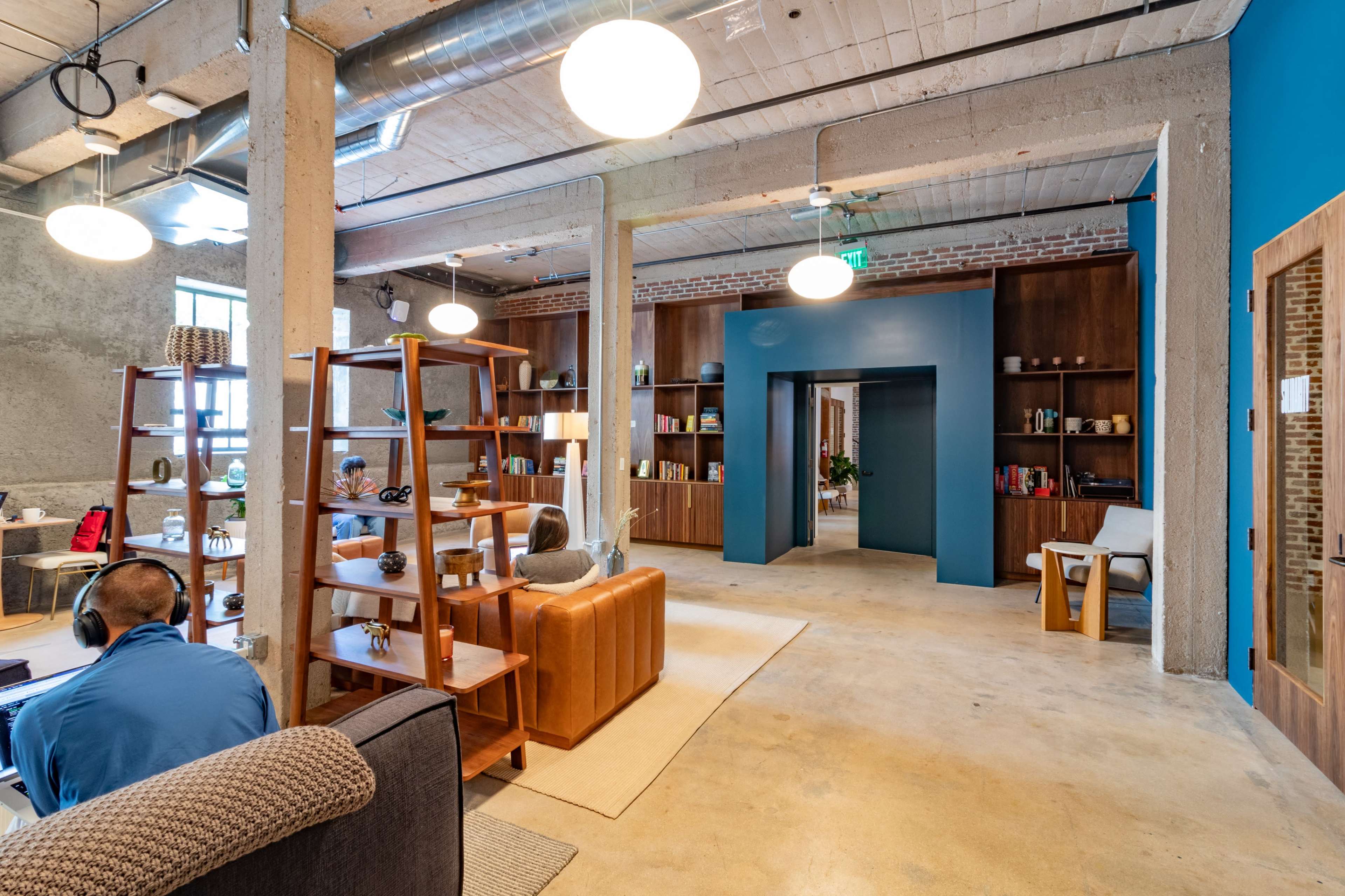 Groundfloor Club | Spacious Library in Prime Location, Los Angeles, CA ...