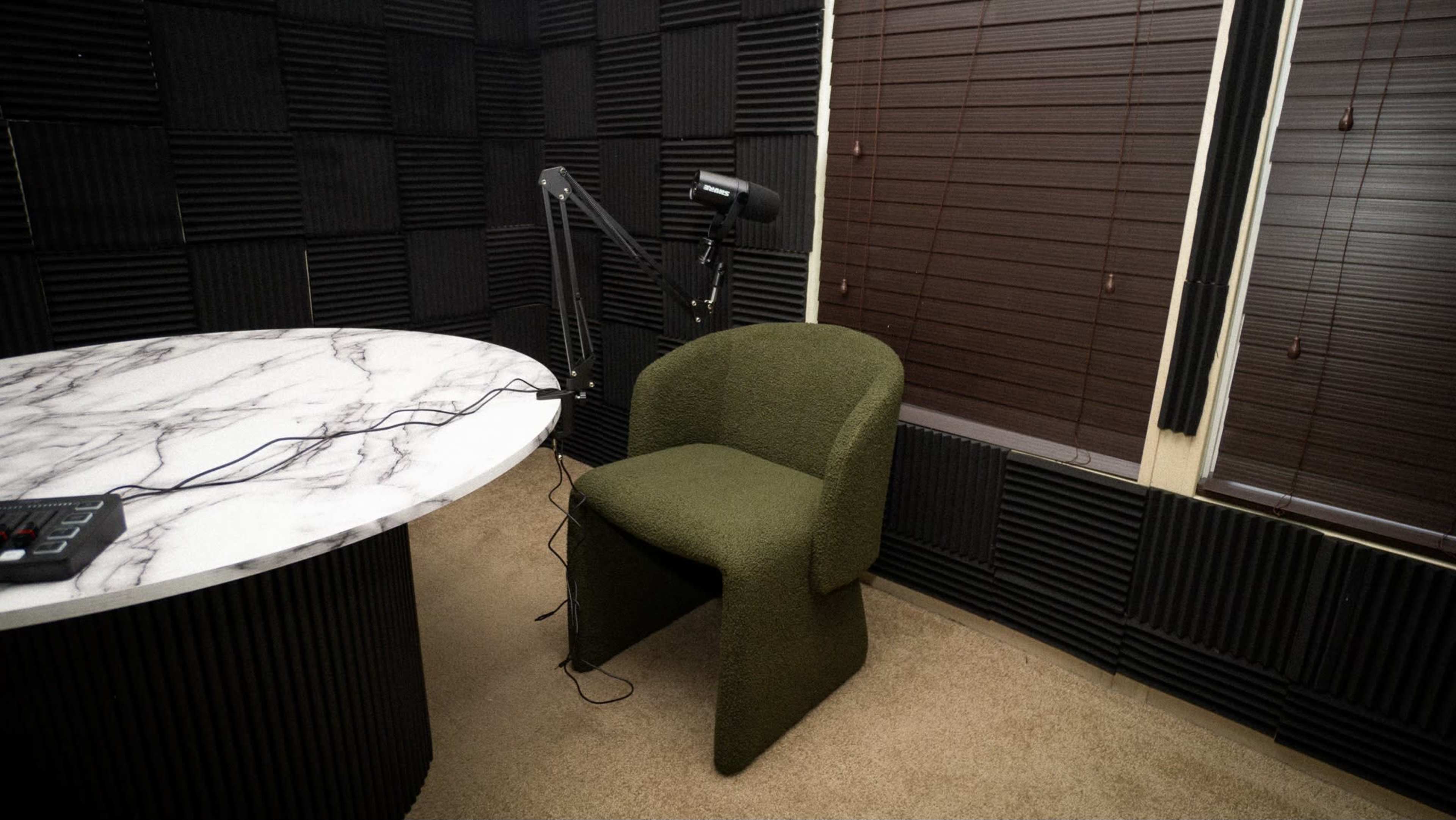 Mansfield Studio | Professional Podcast Studio with Equipment ...