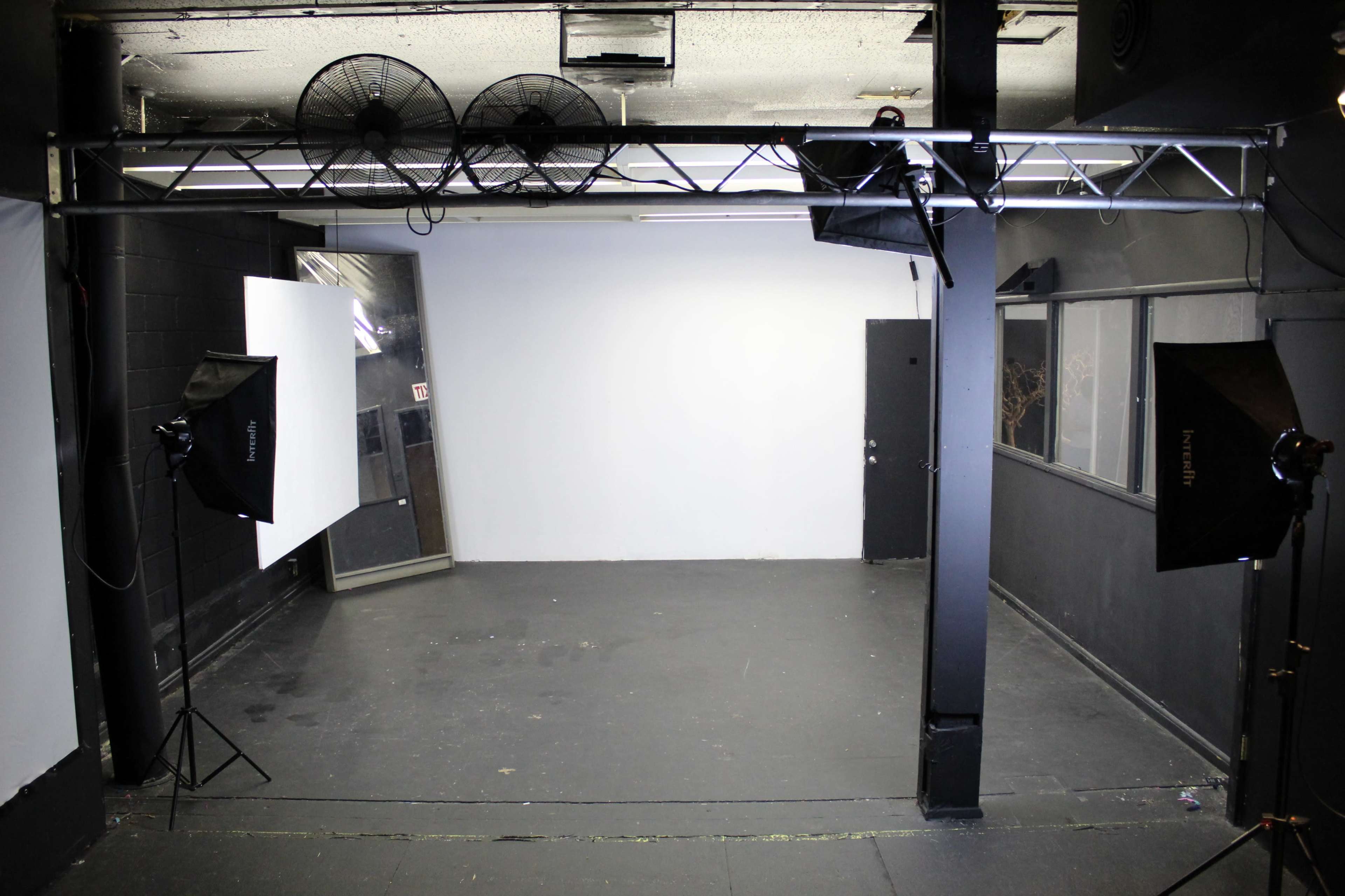 Black Box Production Studio and Intimate Performance Space in Downtown ...