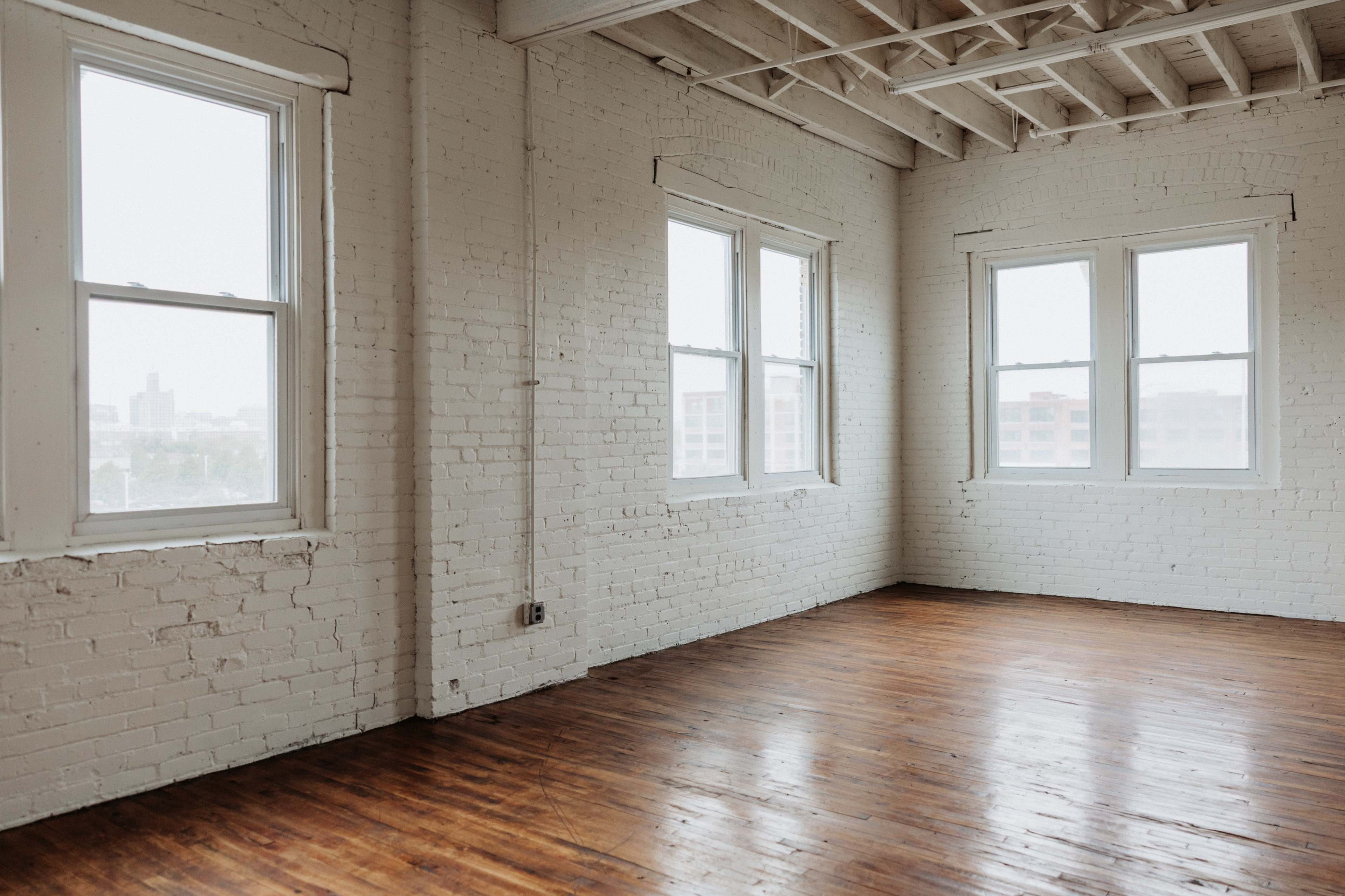 Studio On Exchange | Modern Photo Studio with Natural Light – Neutral ...