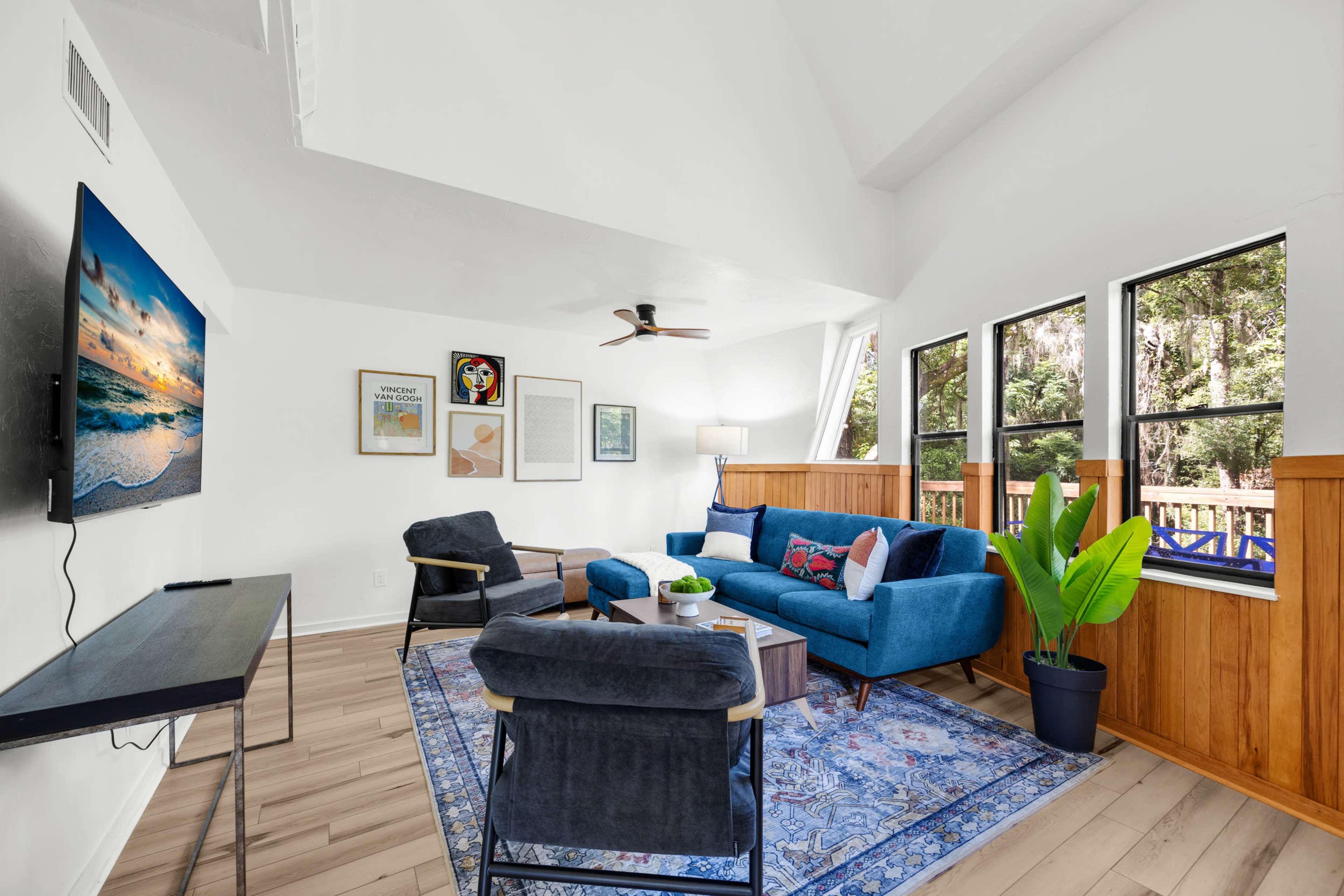 Sunshine Vacation Rentals | Dome Retreat | Near UF & Downtown ...