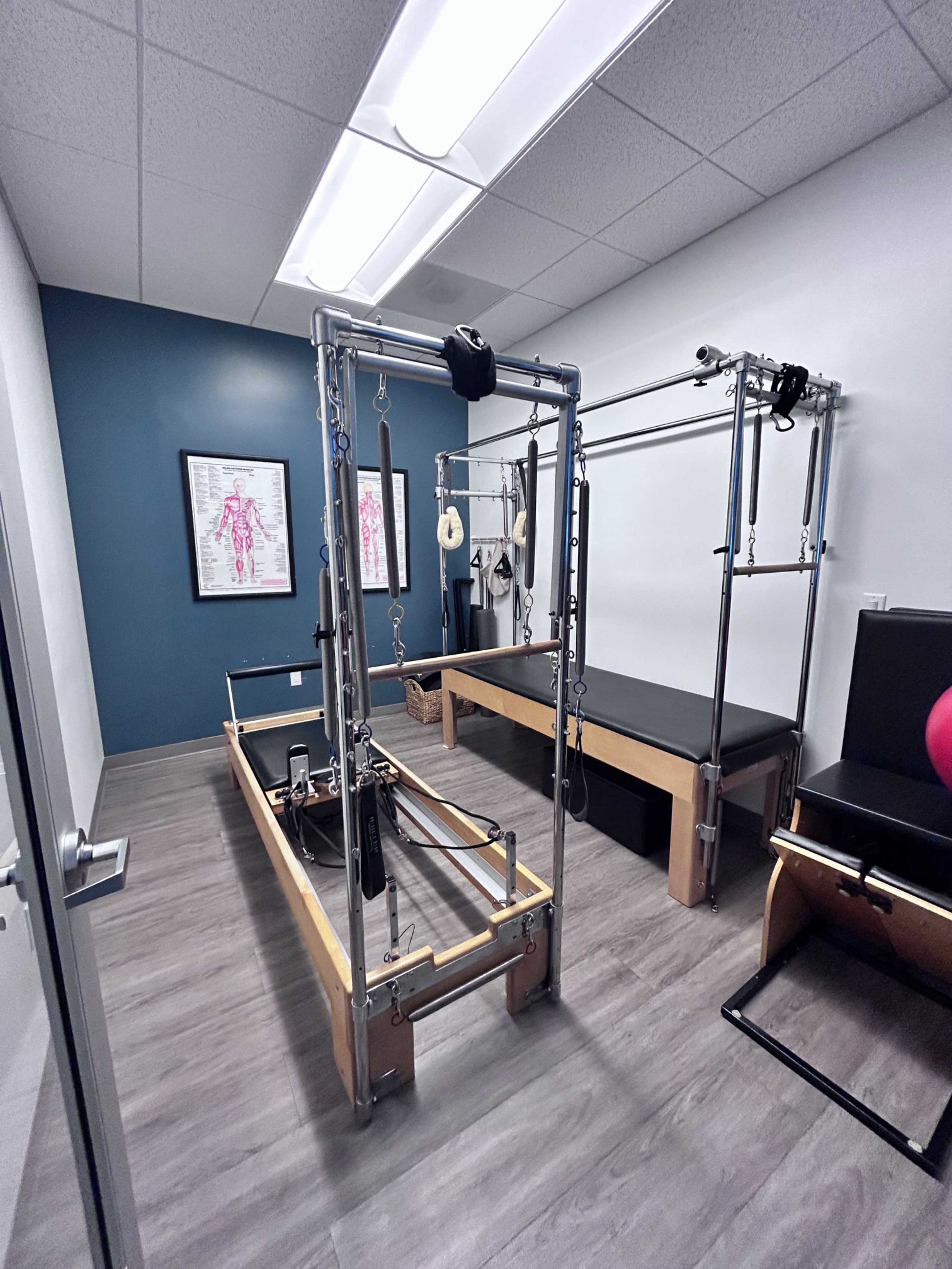 Versatile fitness space in Laguna Niguel / your own pilates, yoga, TRX ...