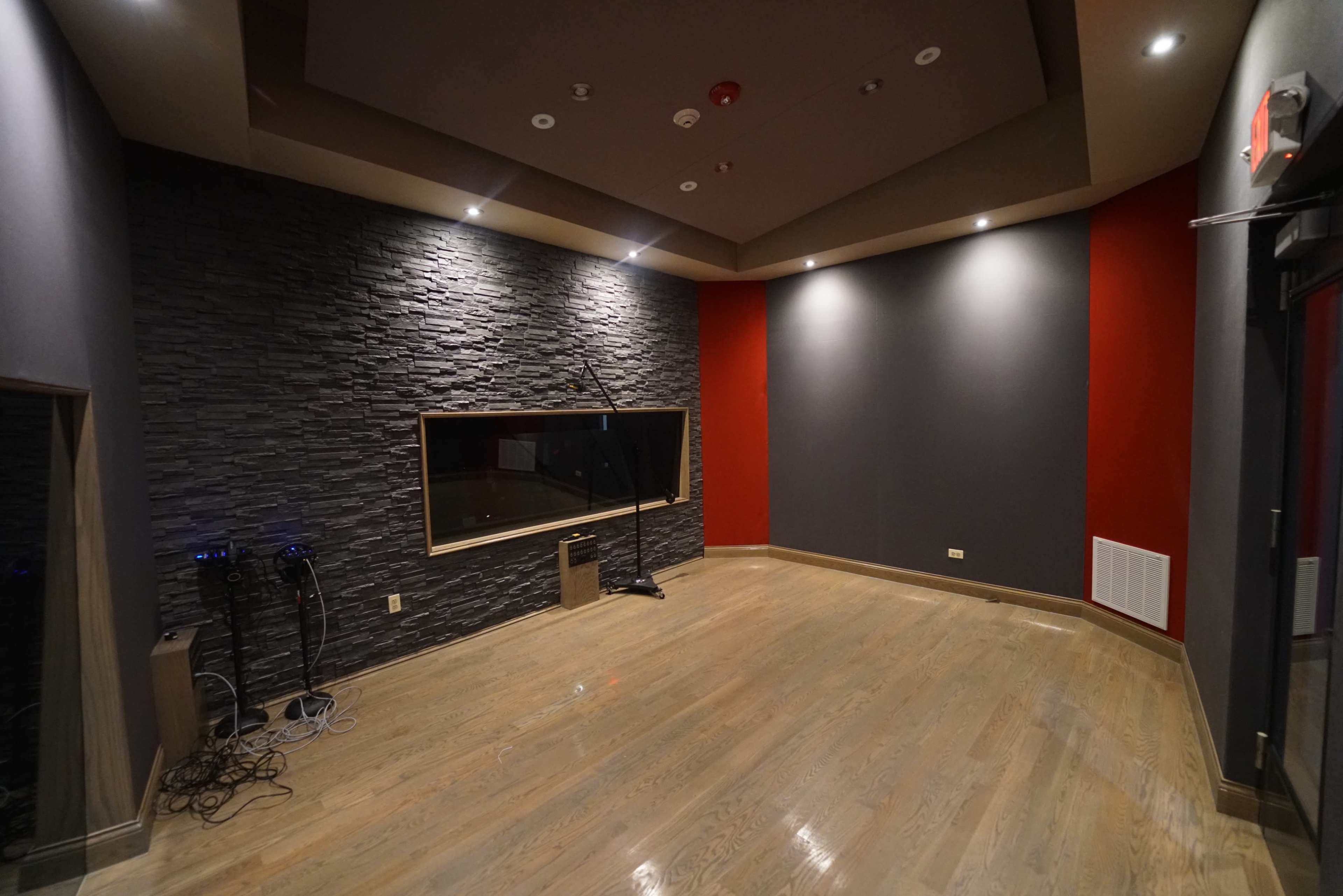DLS STUDIOS | Huge Recording and Video Studio, Stone Park, IL ...