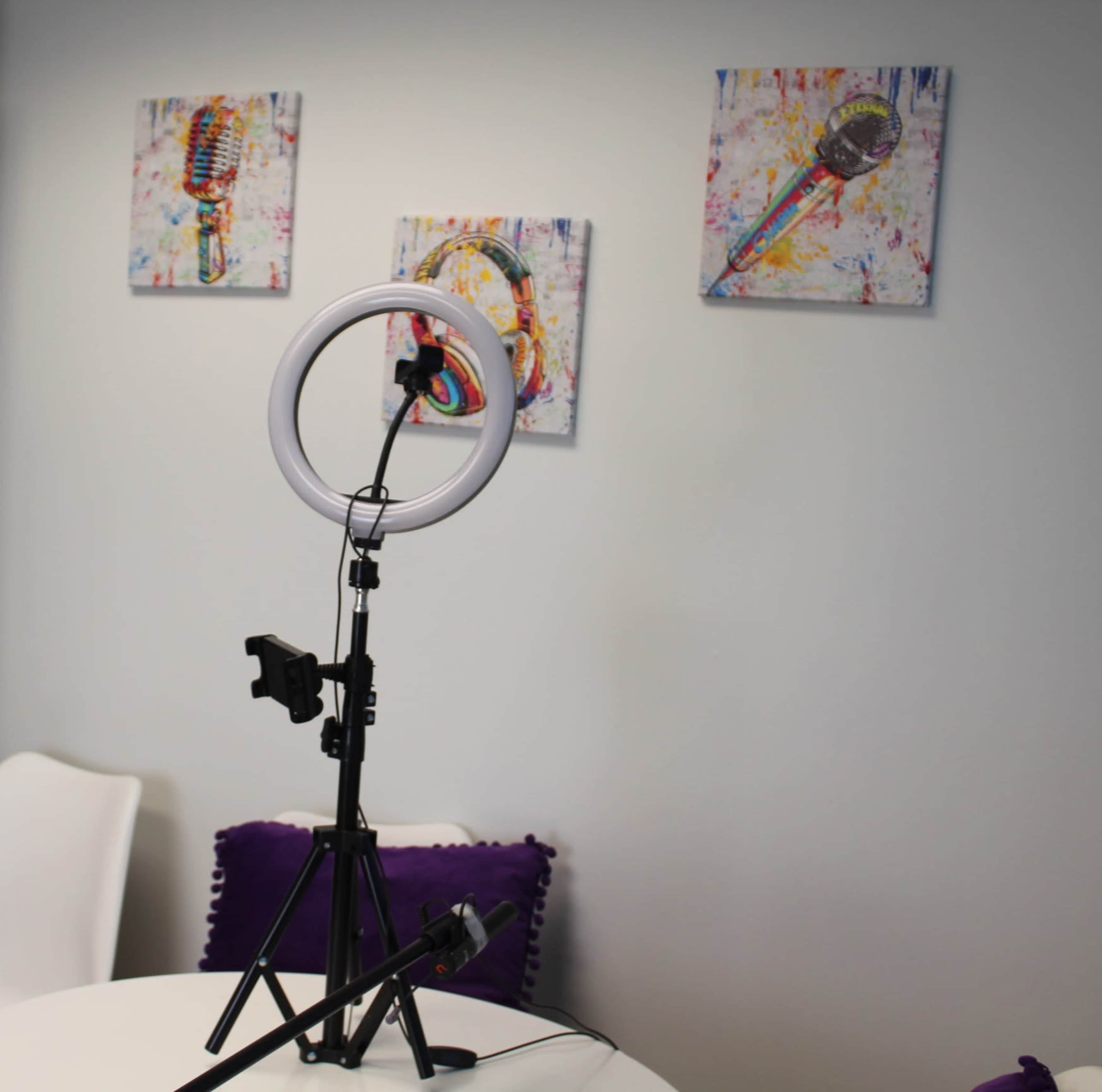 Modern Multi-Room Studio for Stunning Photoshoots & Videos-Versatile ...