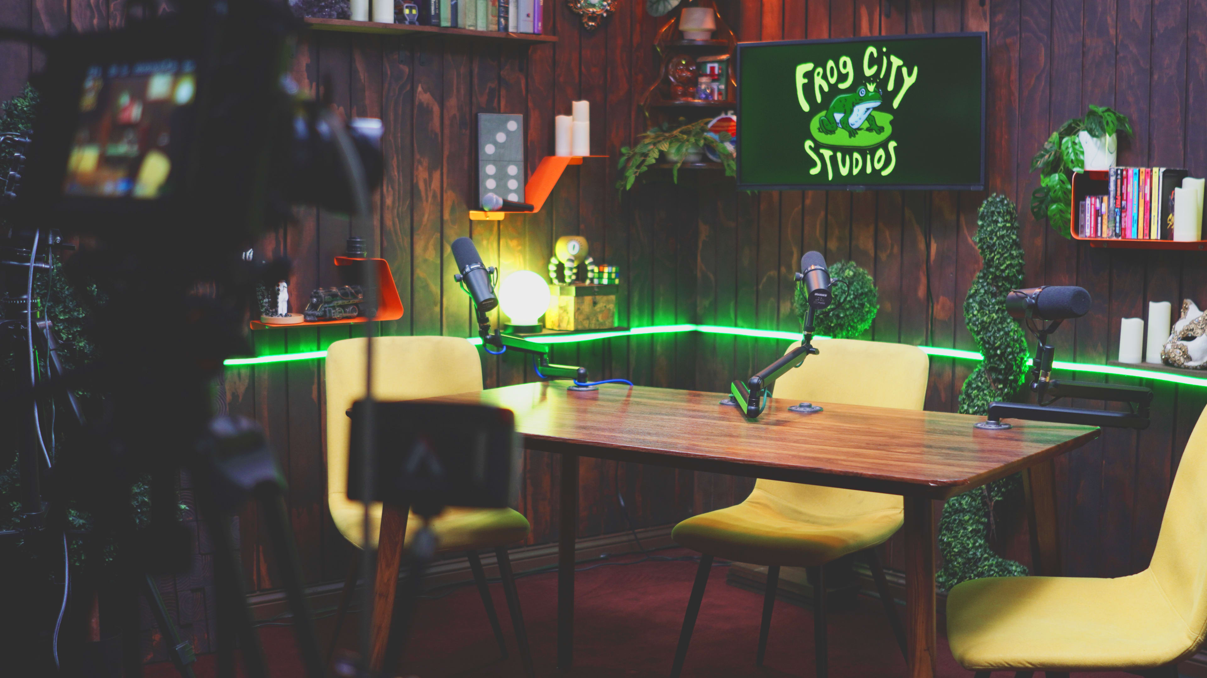 Frog City Studios | Frog City Studios - Video Podcasting and Live ...