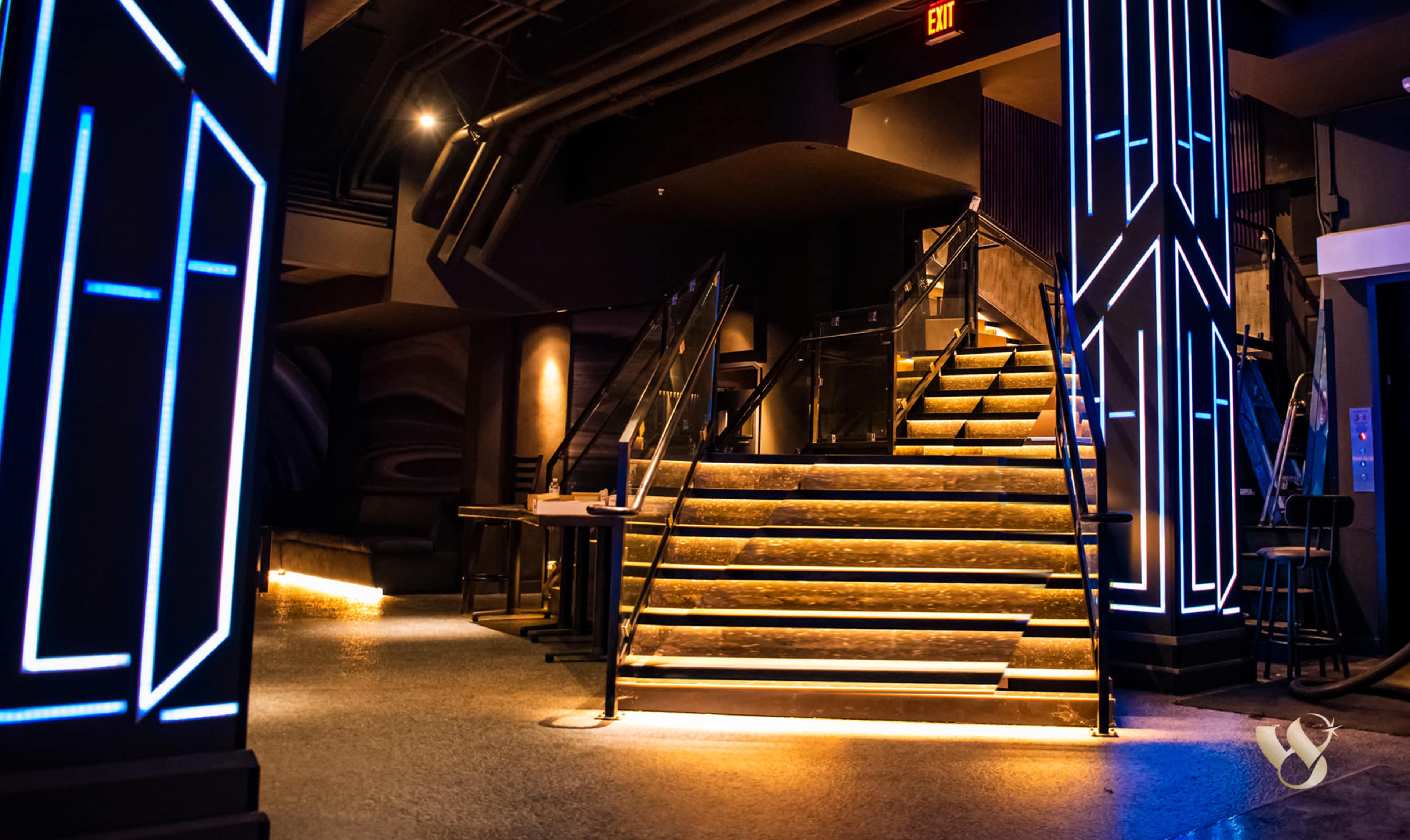 West 8 Night Club | West 8 Nightclub, los angeles, CA | Event | Peerspace