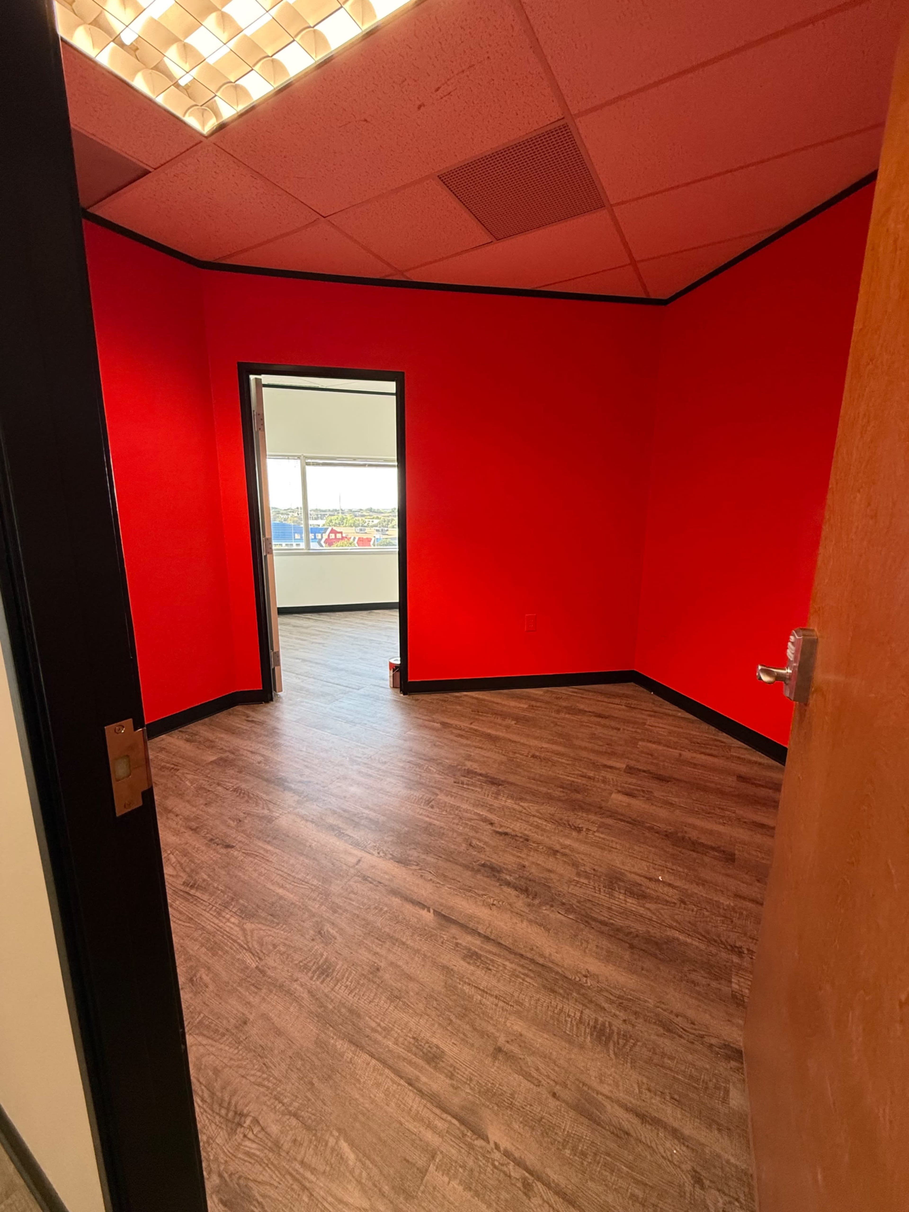 North Dallas Red Room and White Room, Addison, Dallas, TX | Production ...