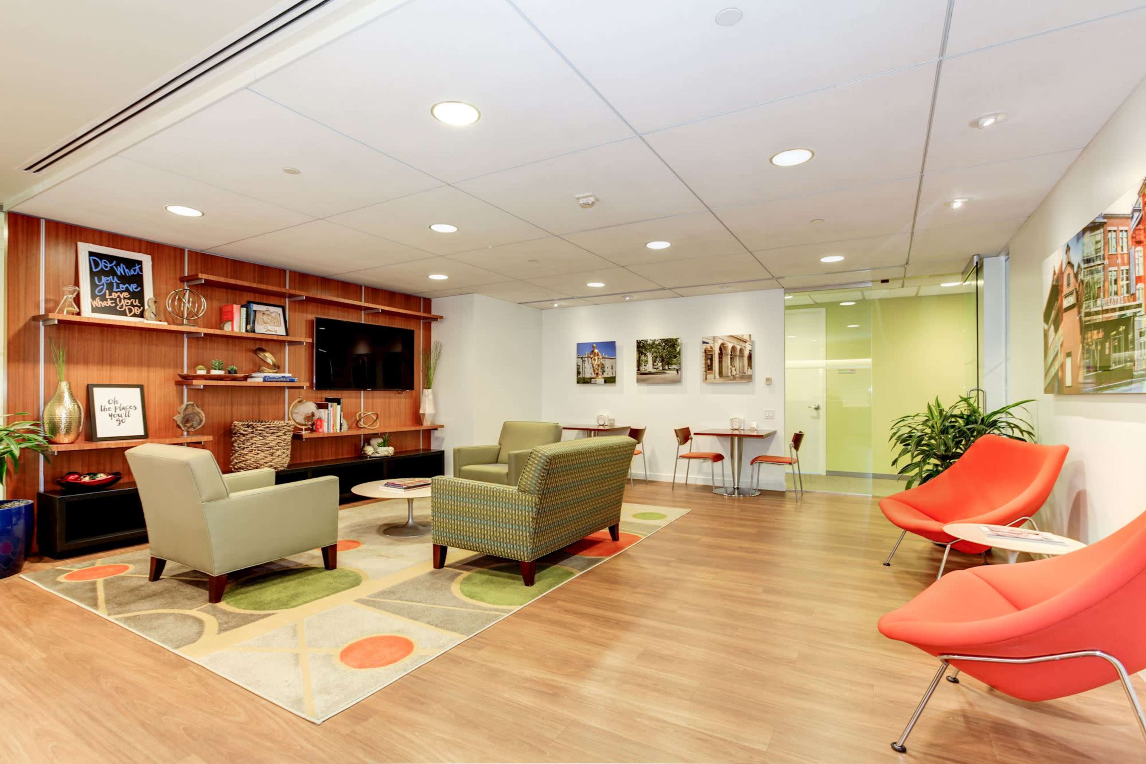 Lincoln Day Office at the Prestigious Willard Office Building ...