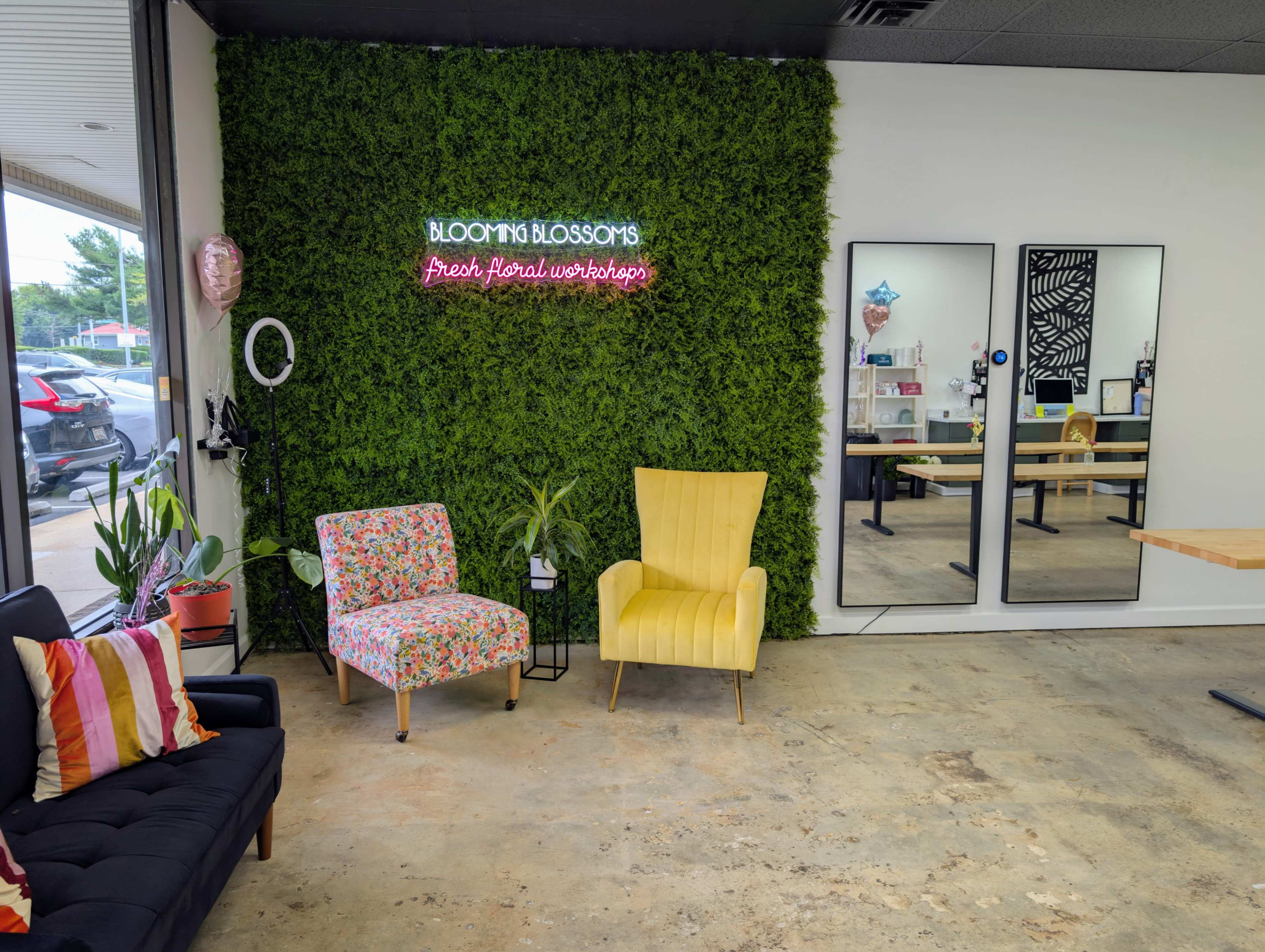 Blooming Blossoms | Cozy Suburban Flower Studio, Silver Spring, MD | Off-Site | Peerspace