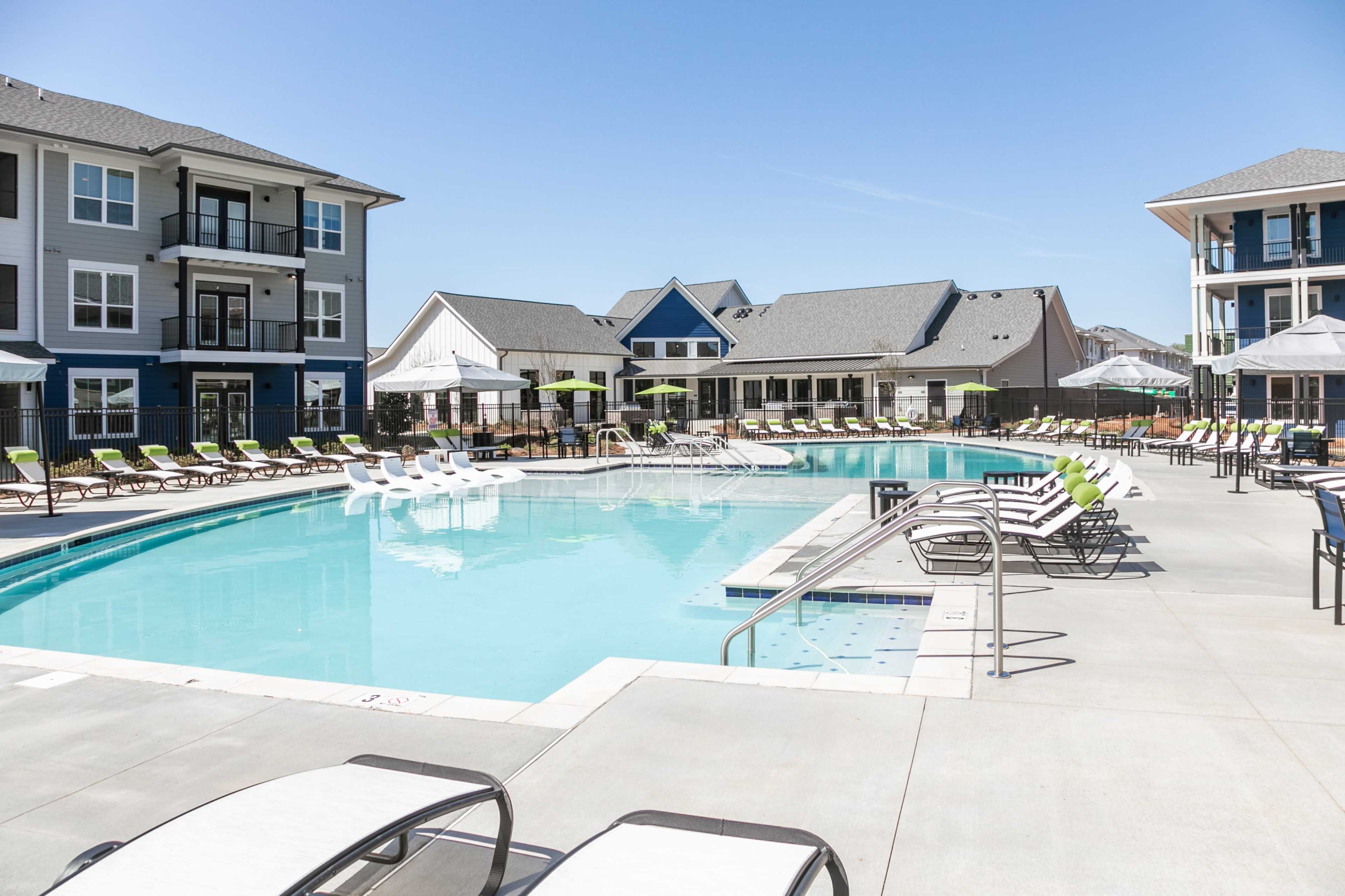 Luxury Pool and Outdoor Lounge Area, Huntsville, AL | Event | Peerspace