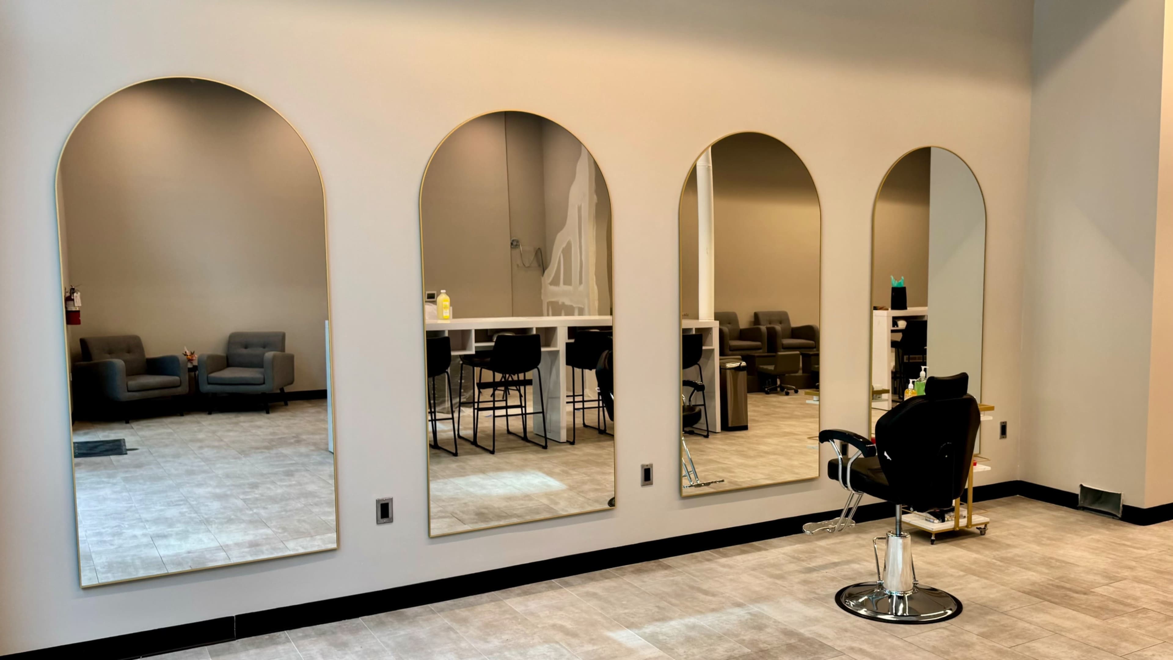 Midtown Miami Open, Neutral Salon Space, Miami, FL | Production | Peerspace