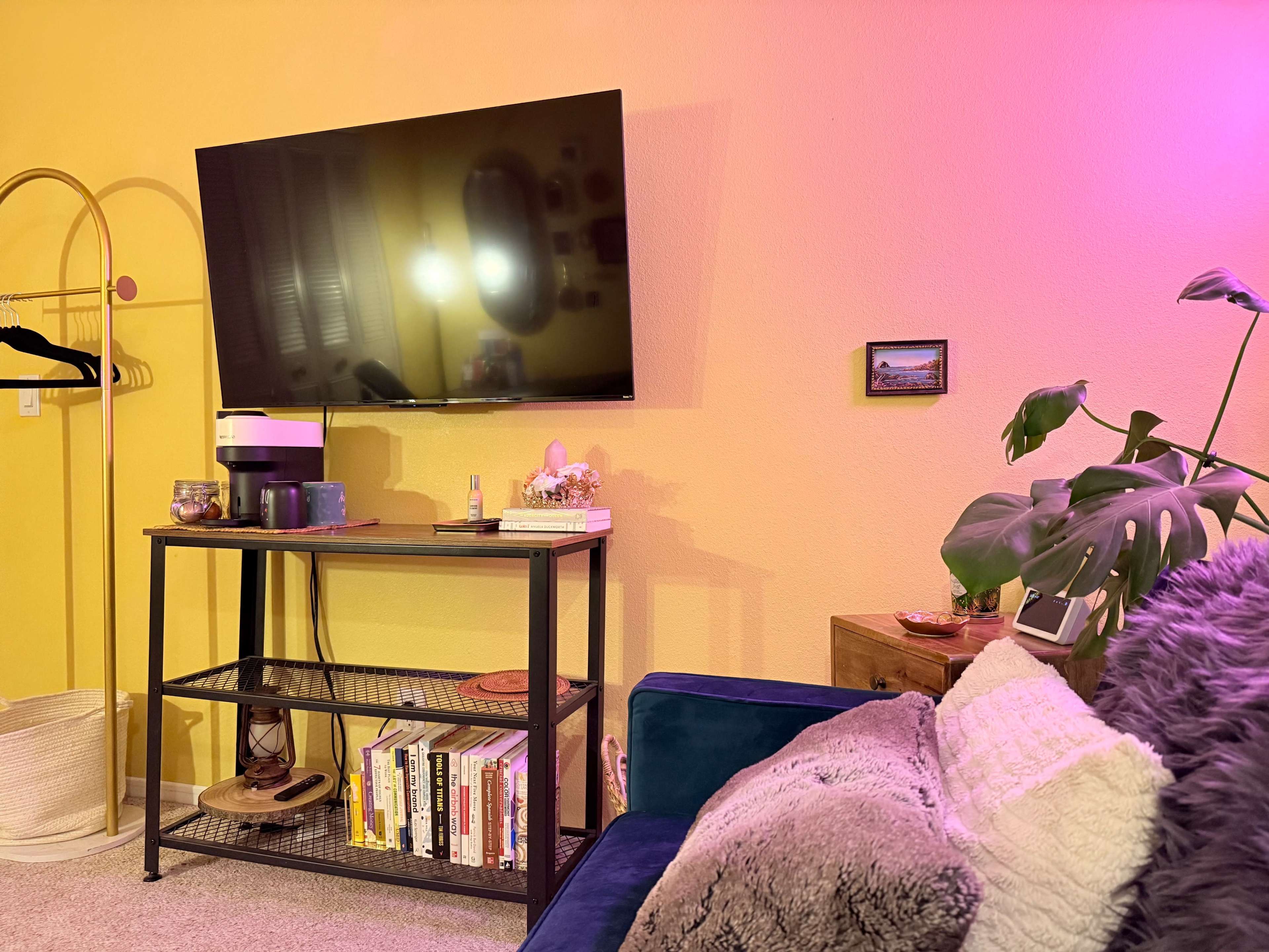 The Creative Den - Office & Study Space, Rancho Cordova, CA | Off-Site | Peerspace