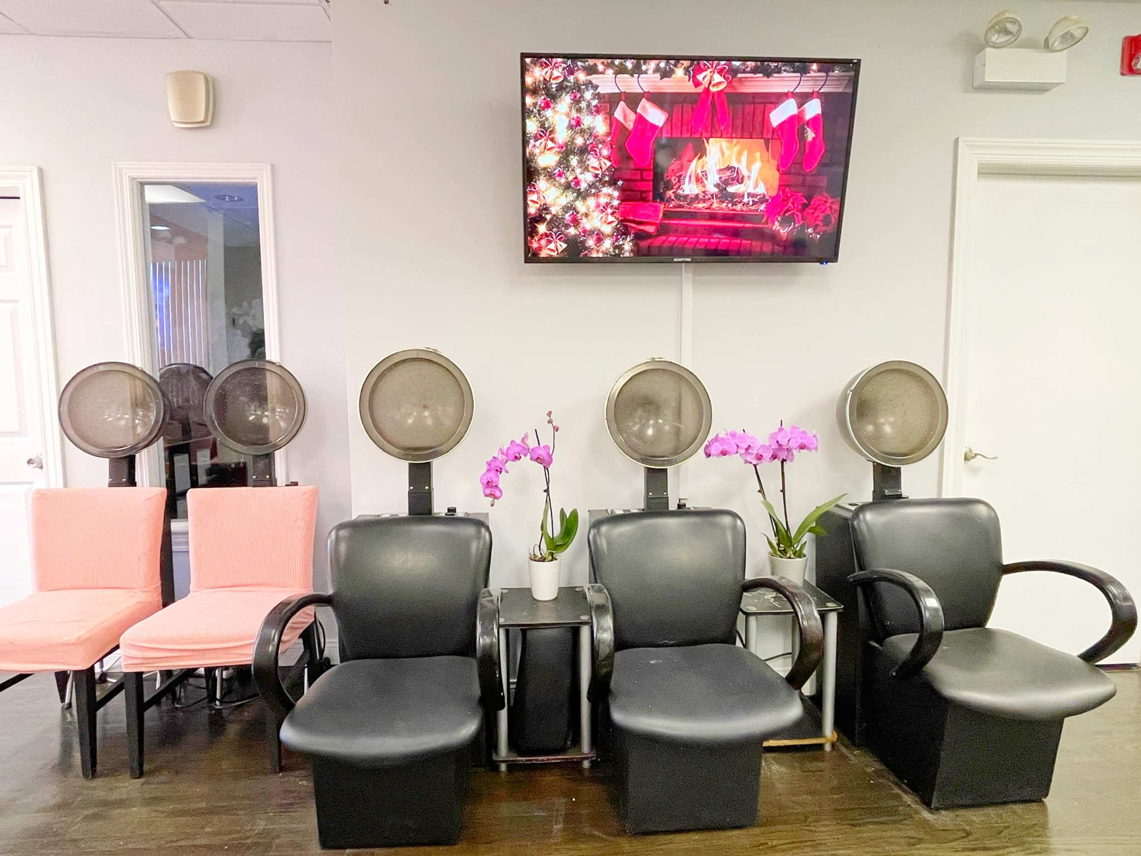 Event and Salon Multi-Purpose WorkSpace Rentals by the Hour!, Evergreen ...