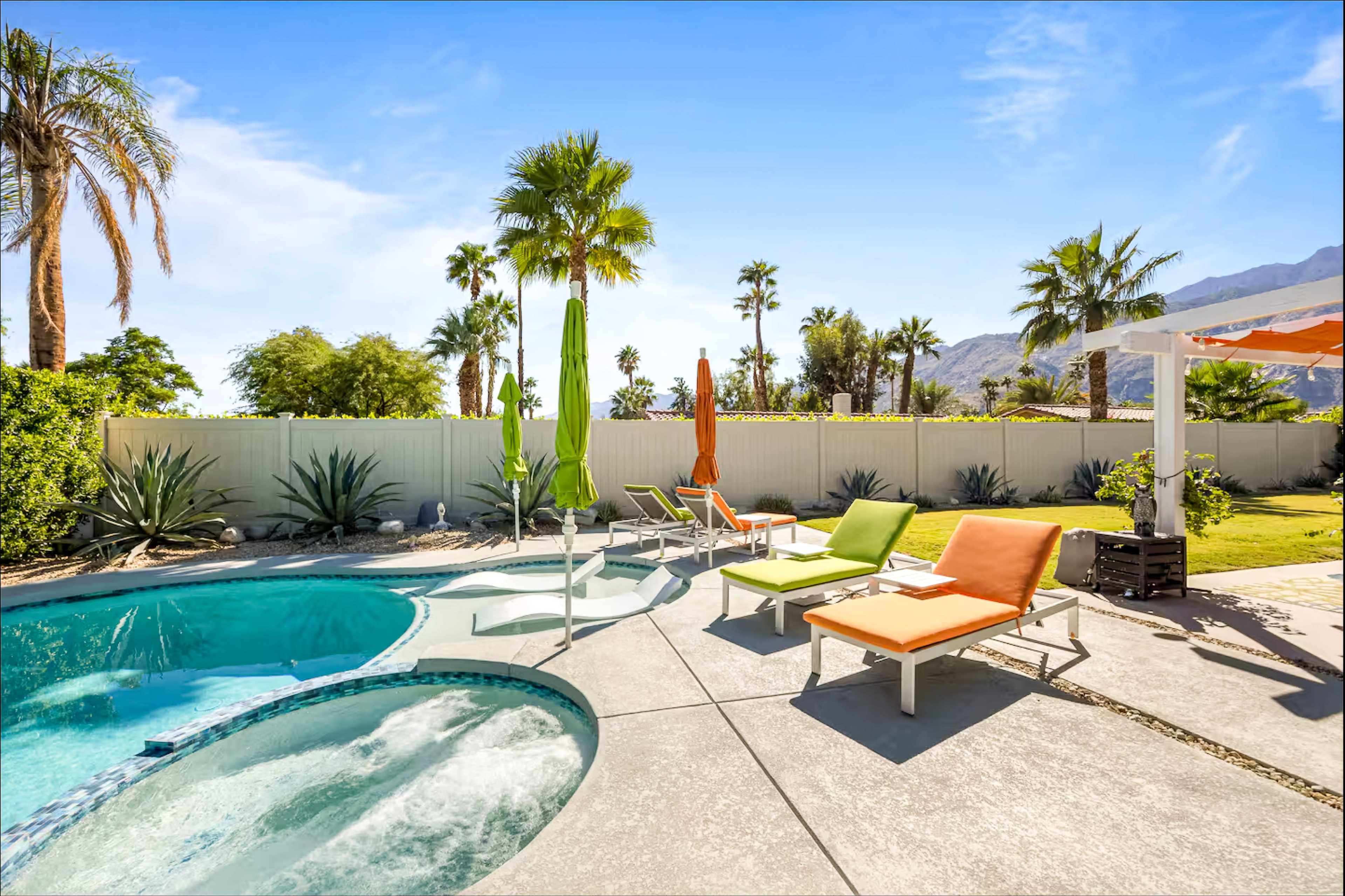 Luxury Locations | Chic LA Hideaway – Bright Bungalow with Pool ...