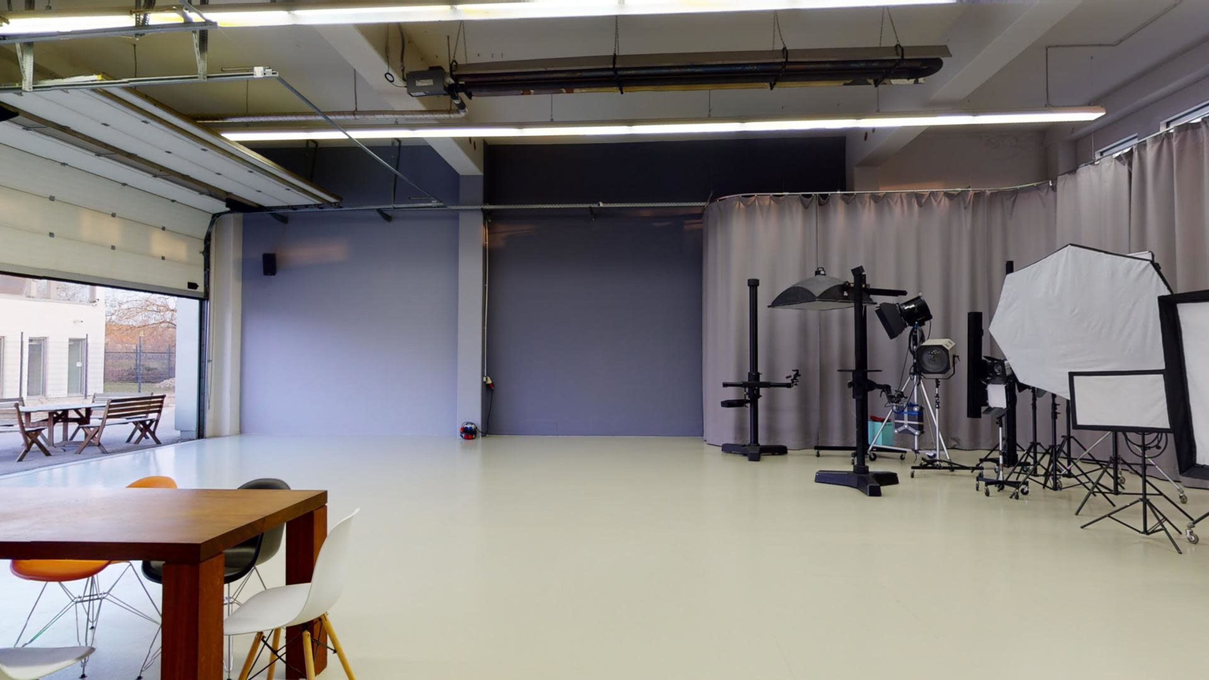 Industrie Charme STUDIO mitten in der Stadt, Nuernberg | Production | Peerspace