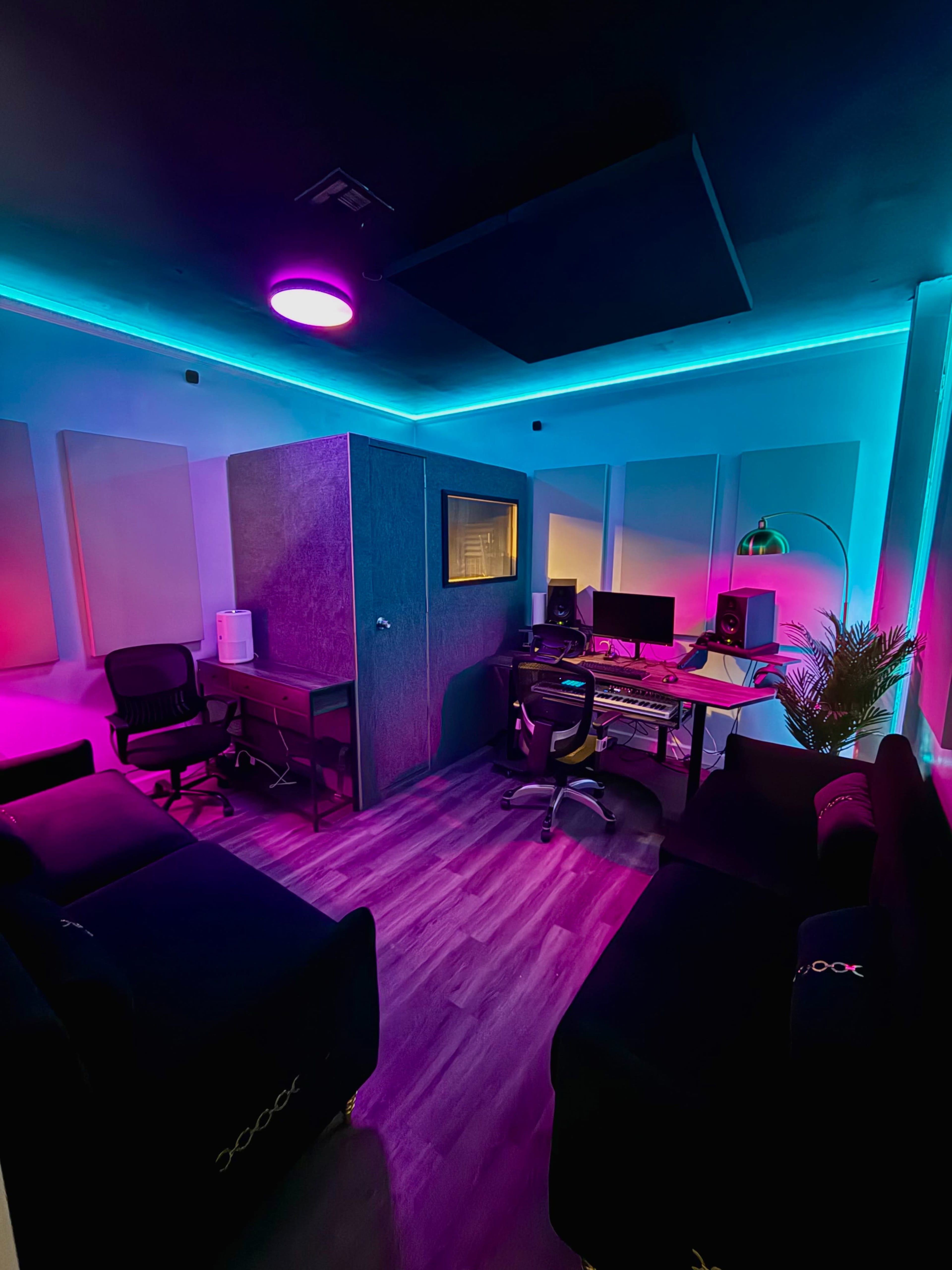 The Sound Oasis Recording Studios | Williamsburg Intimate Recording ...