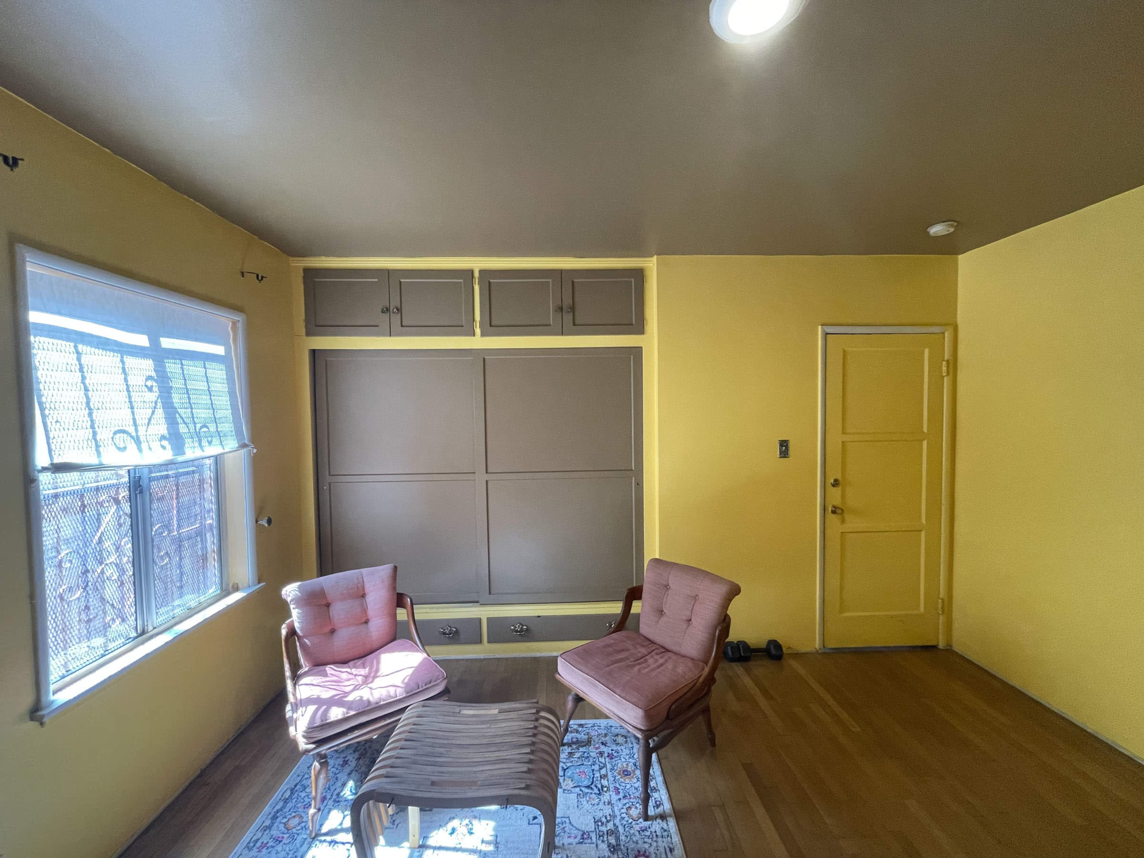 UNIQUE South LA 1950 Stucco Box under Construction., Los Angeles, CA ...