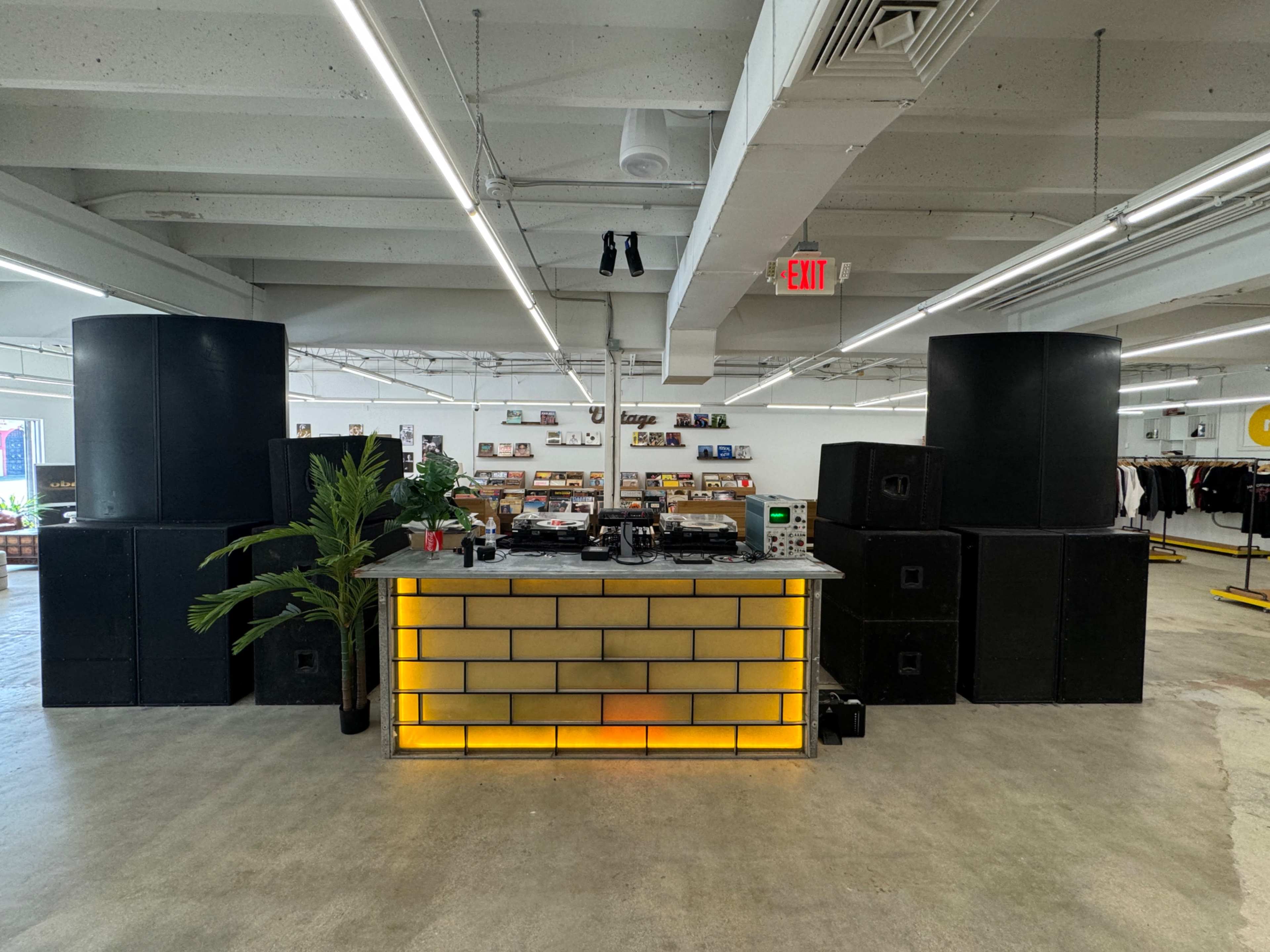 Mids Market | Music and Multi Purpose Event Space, Miami, FL ...