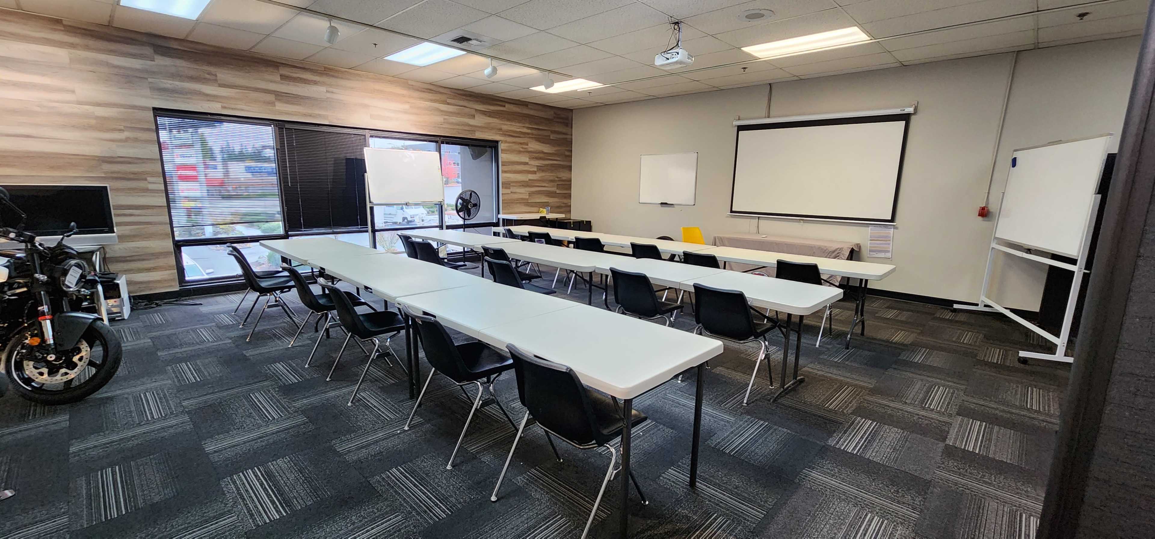 Classroom setting with potential for studio setting, Everett, WA ...