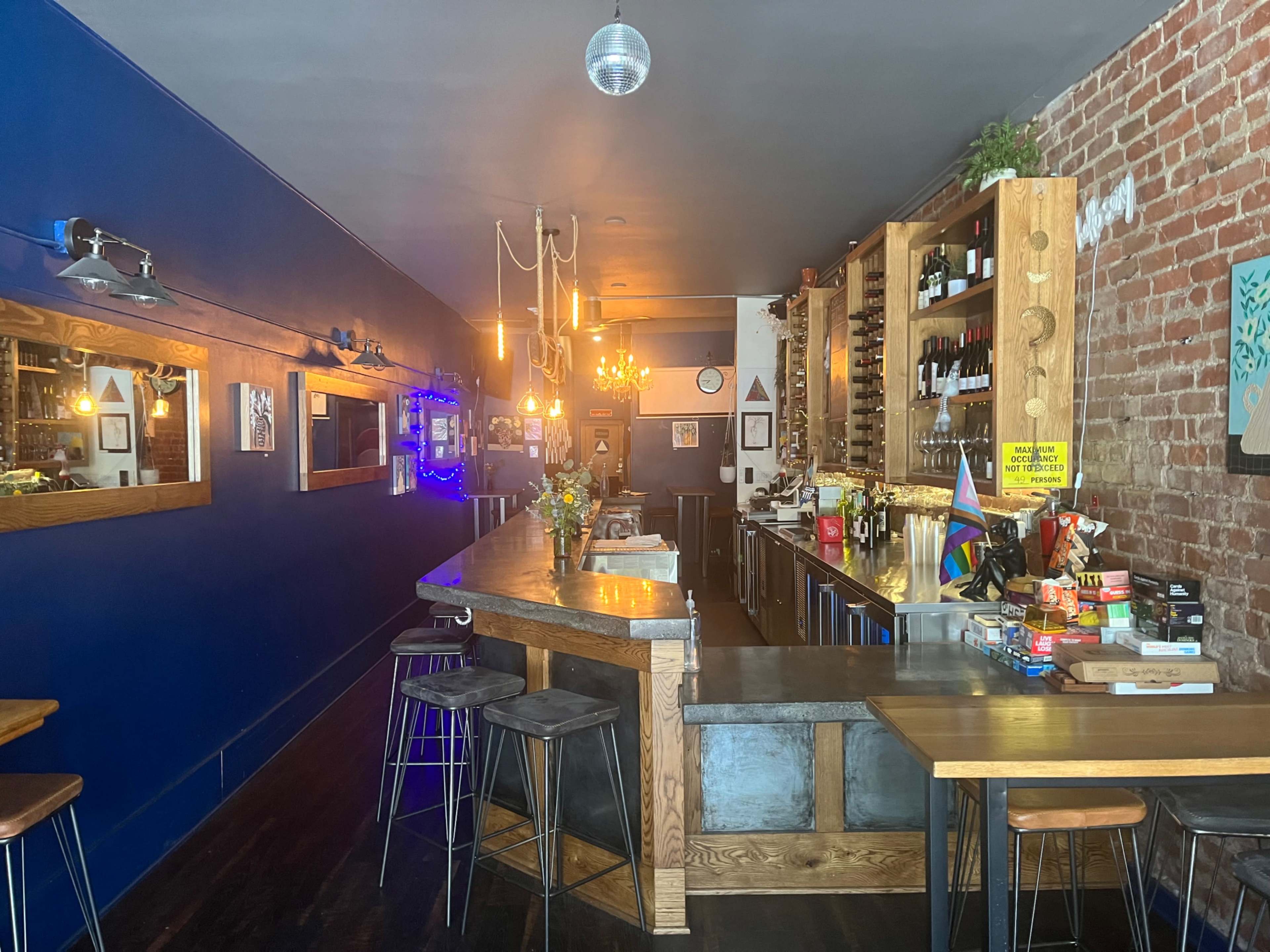 Ora | Midtown inviting and intimate neighborhood wine bar, San ...