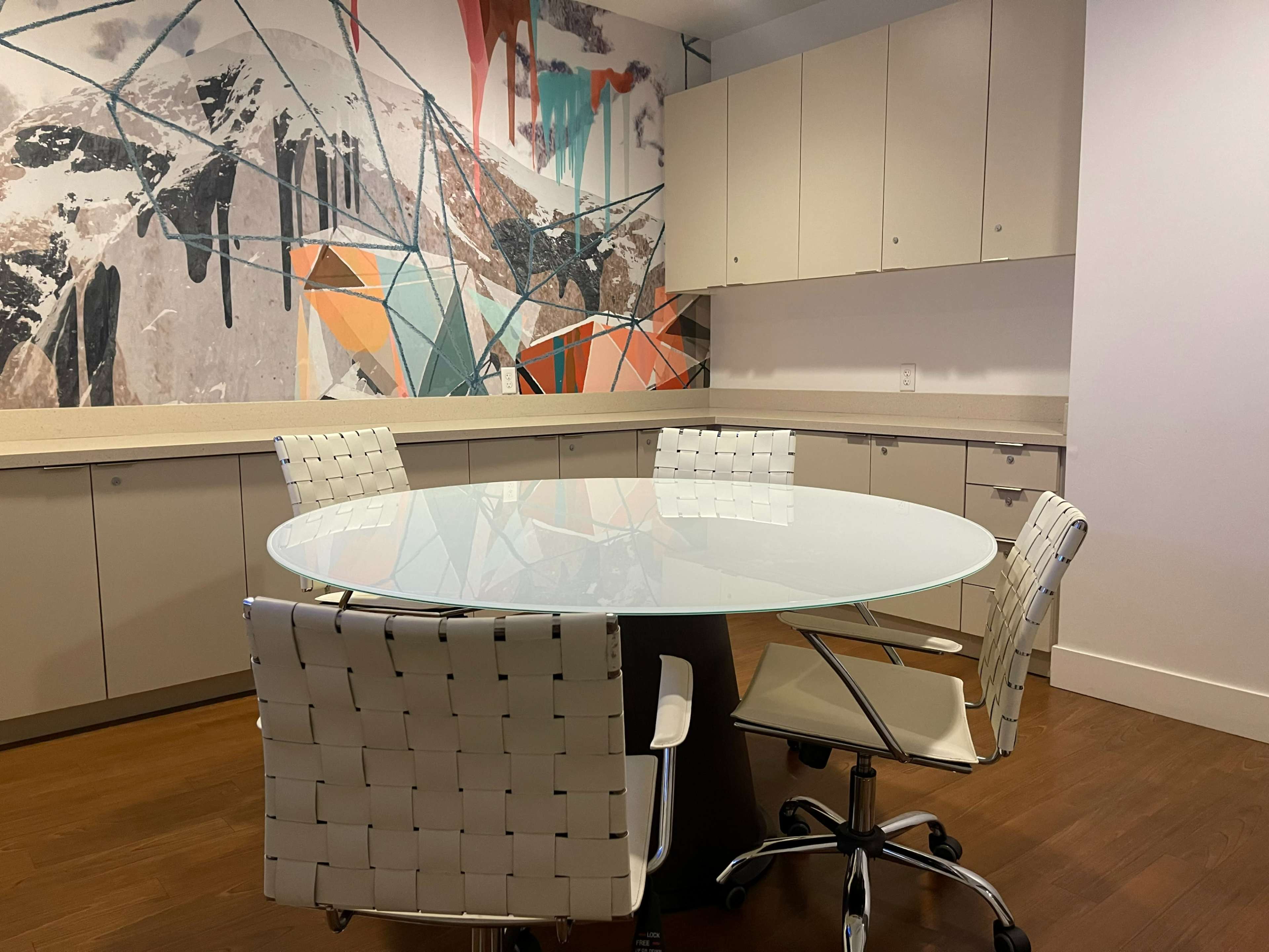 Contemporary Conference Room in Mountain View, Mountain View, CA | Off ...