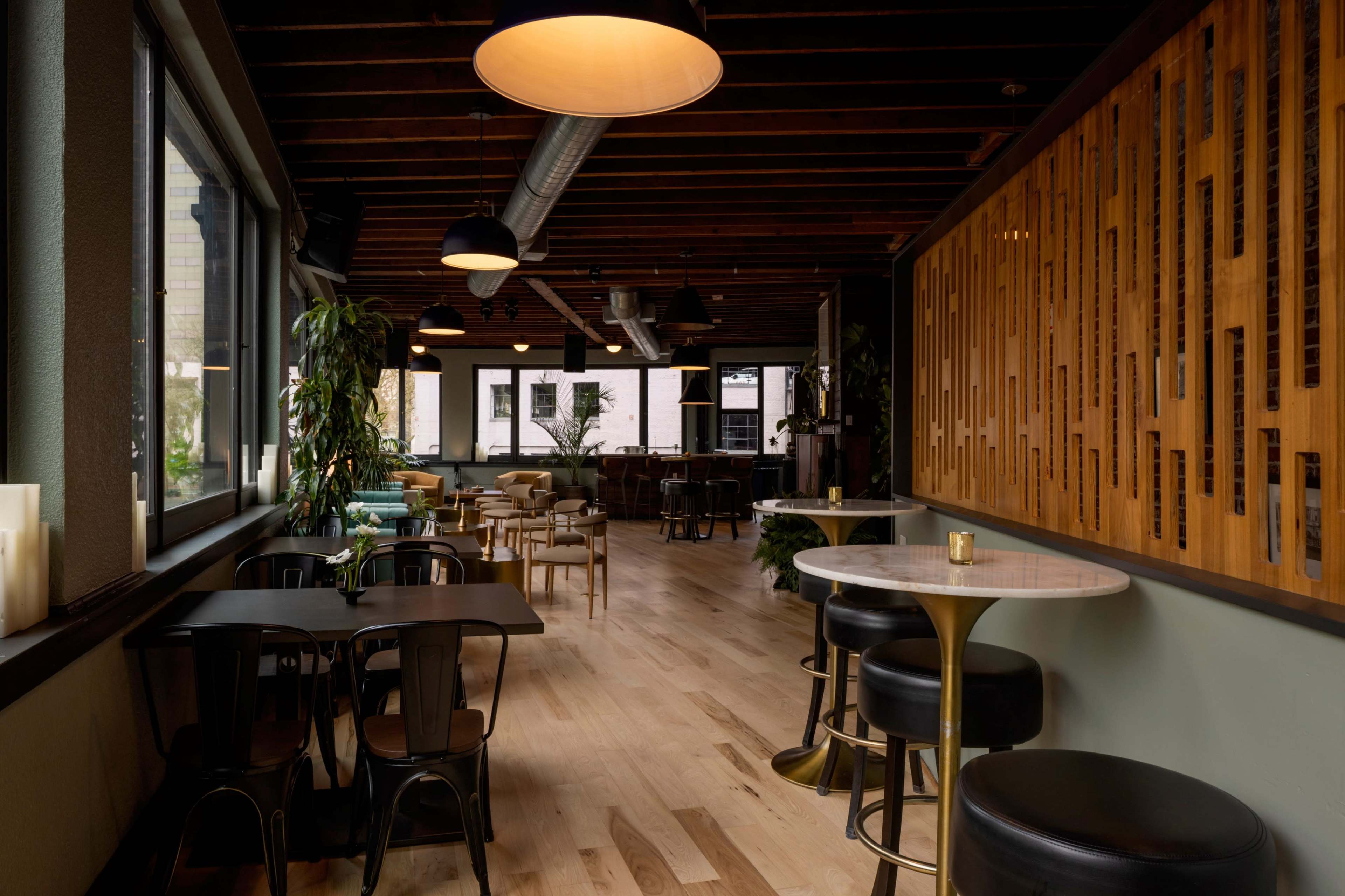 Upper Room Portland - Downtown Industrial style Loft, Portland, OR ...