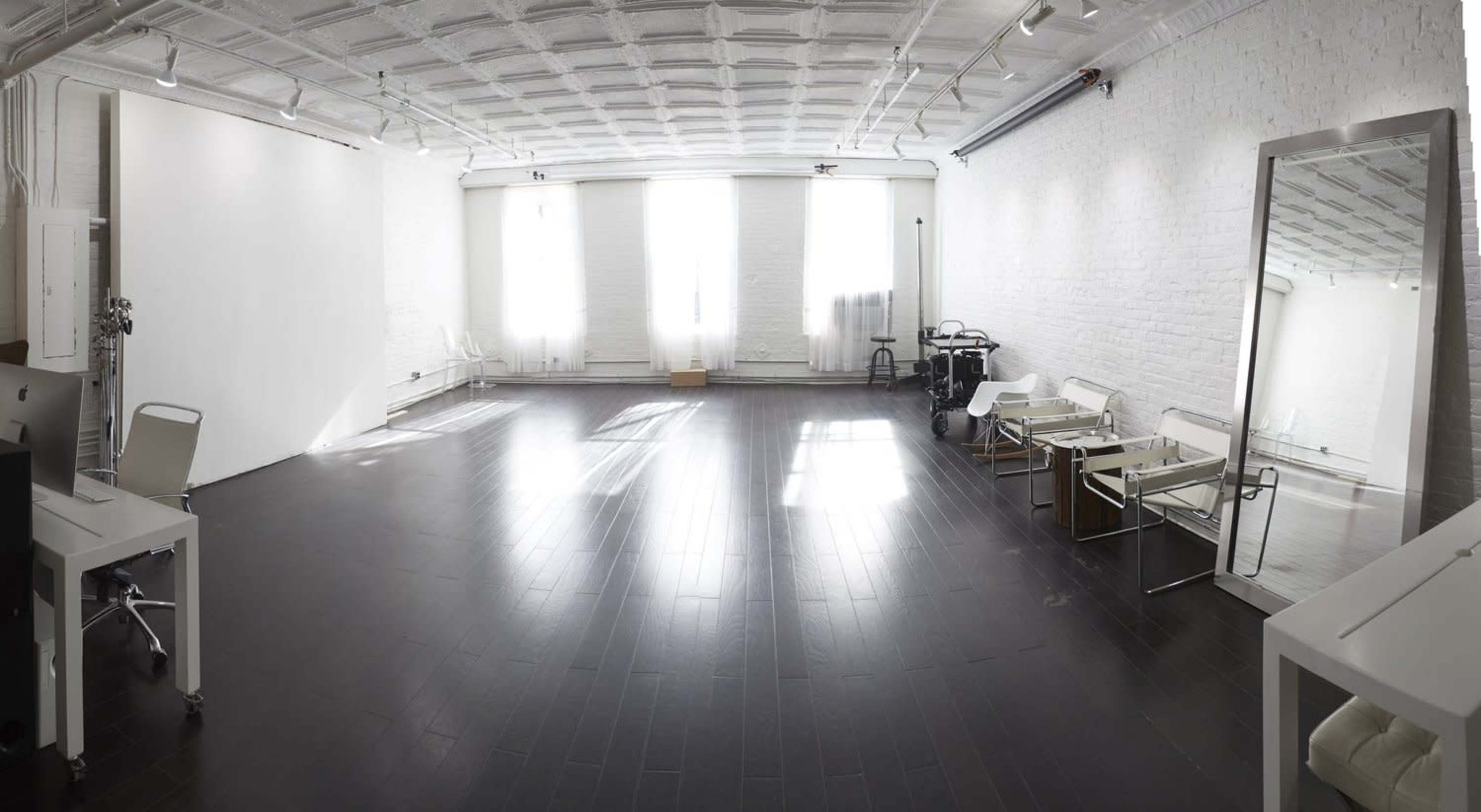 Incredible Hudson Yards Loft with High Ceilings, Loads of Light ...