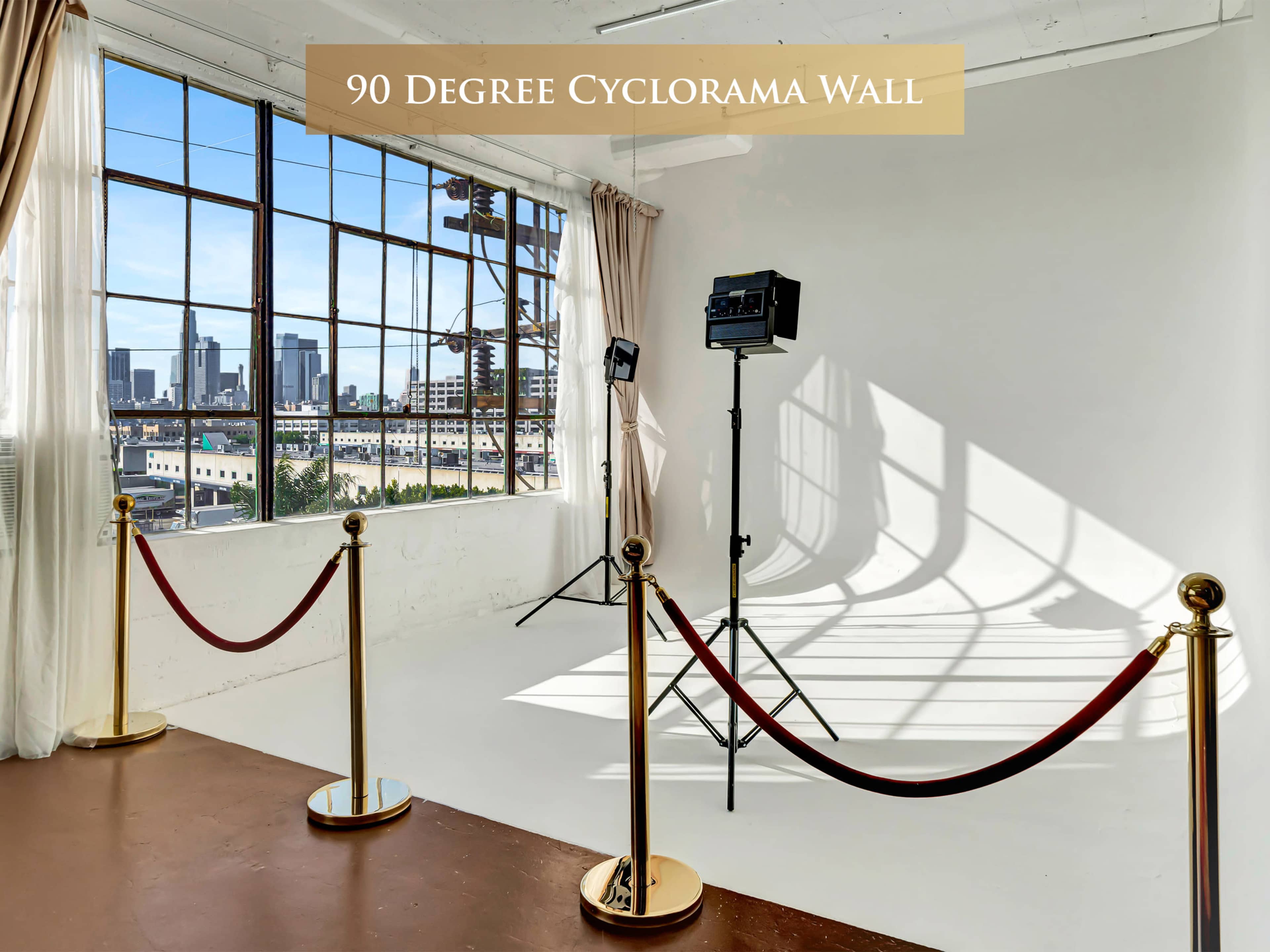 503DTLA | 406: Bright Natural Light Cyc Wall Studio w/ Skyline View ...