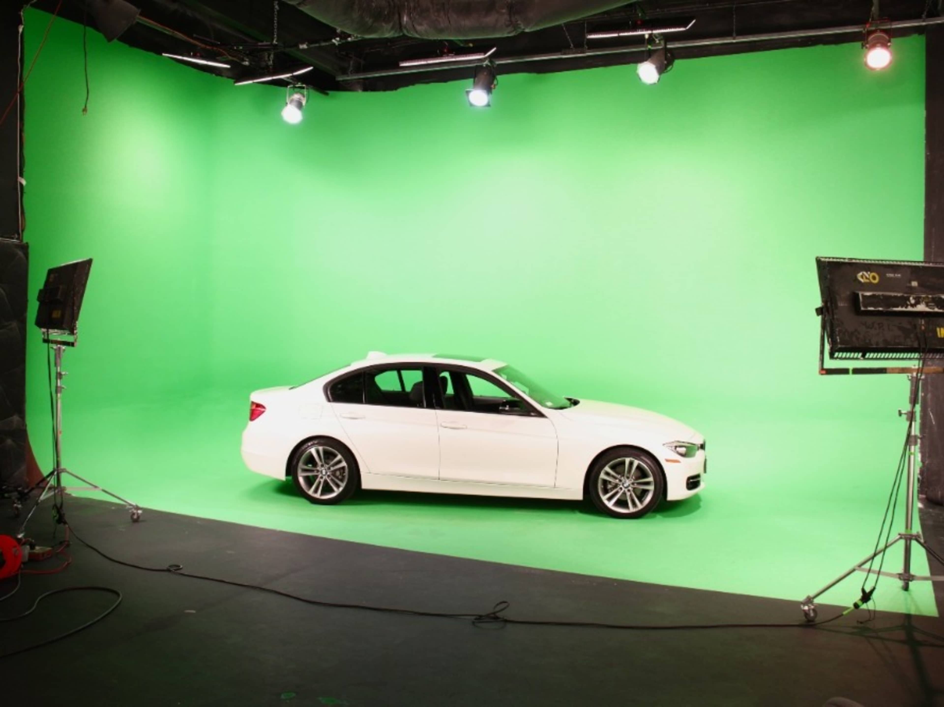 Film Studio - White Cyc - Green Screen - Black Cyc (Stage 2), Woodland ...